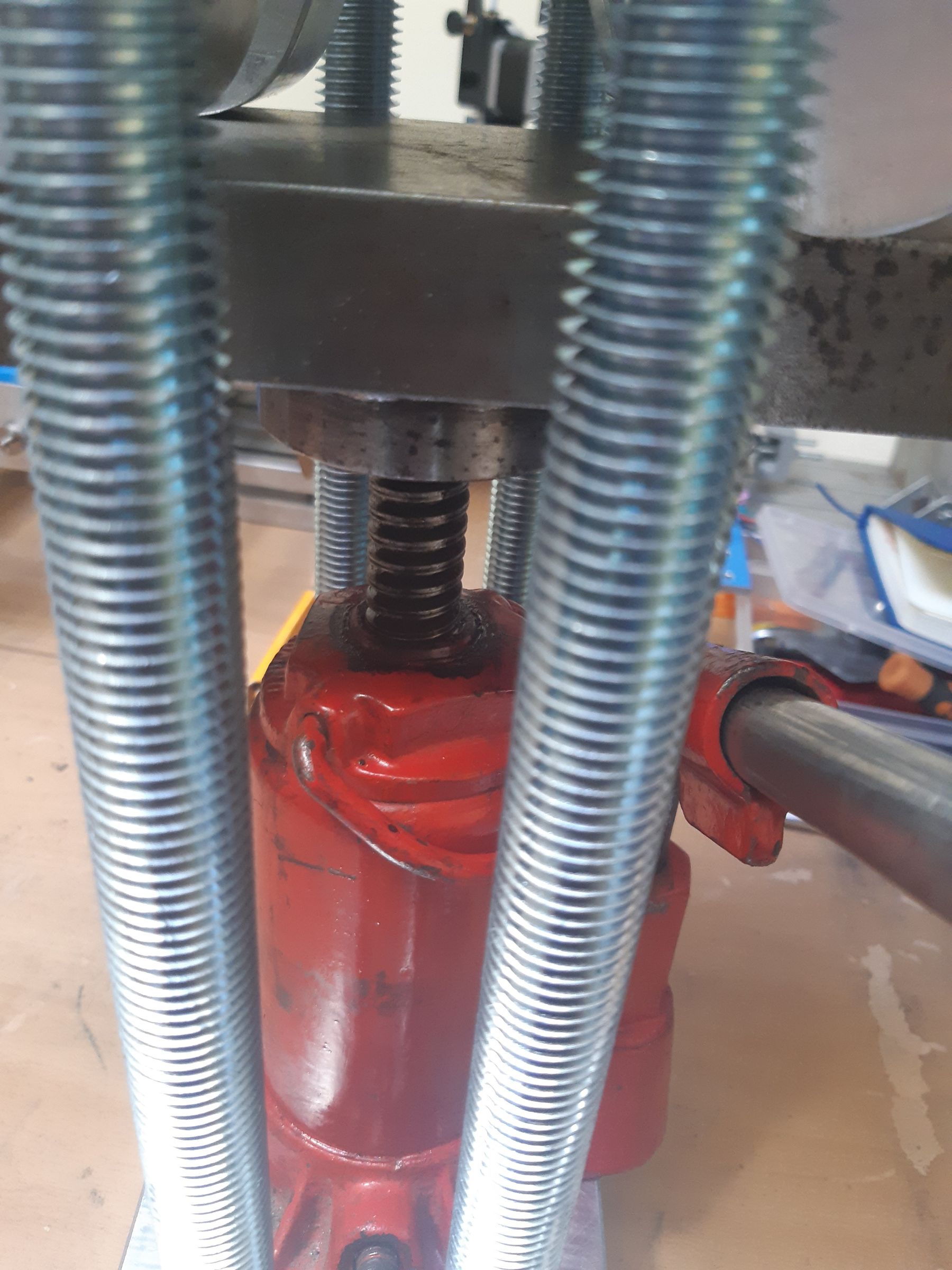 TUBE BENDER (with Hidraulic Jack) : 10 Steps (with Pictures ...