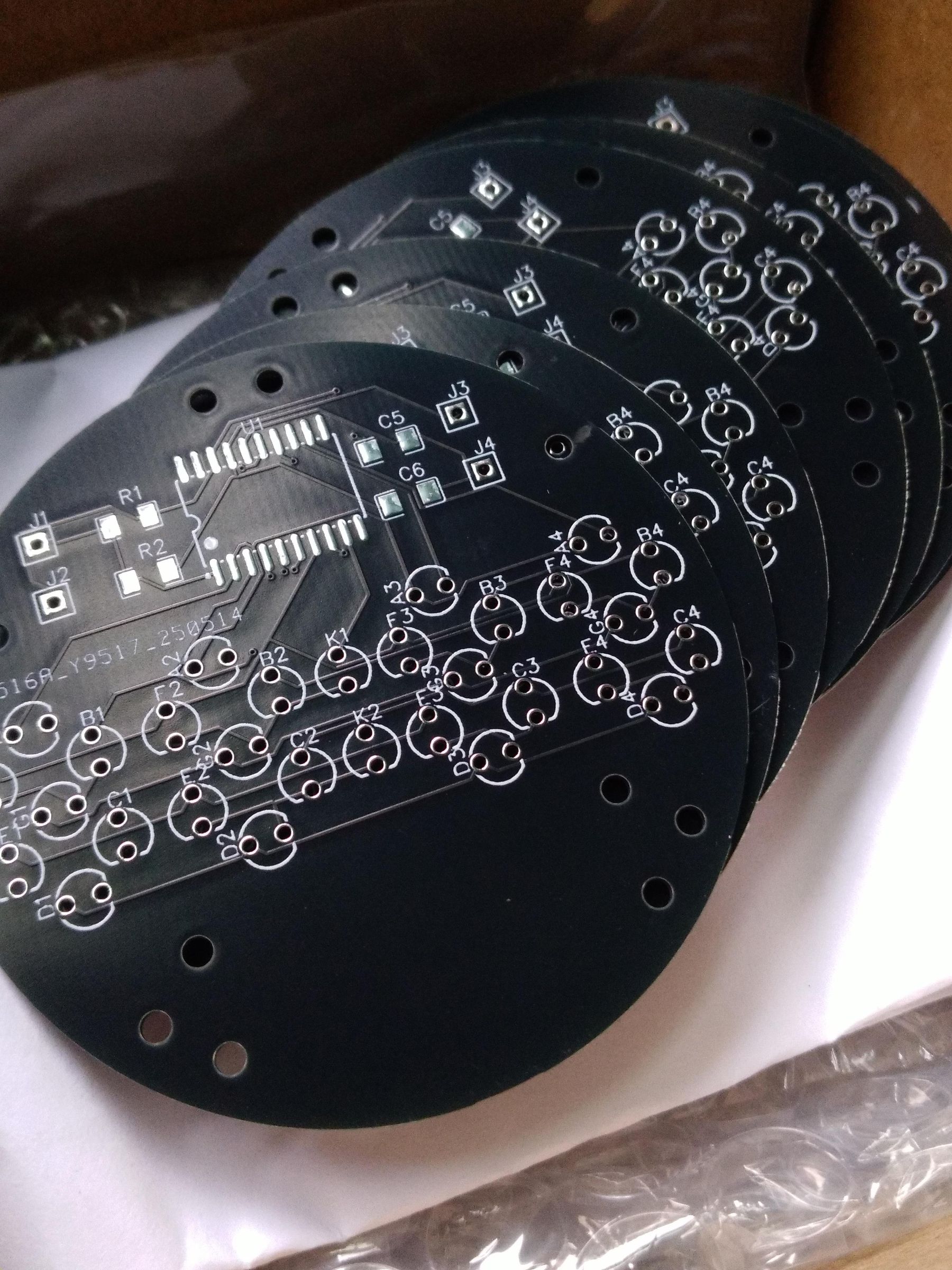 How to Make a Printed Circuit Board : 8 Steps - Instructables