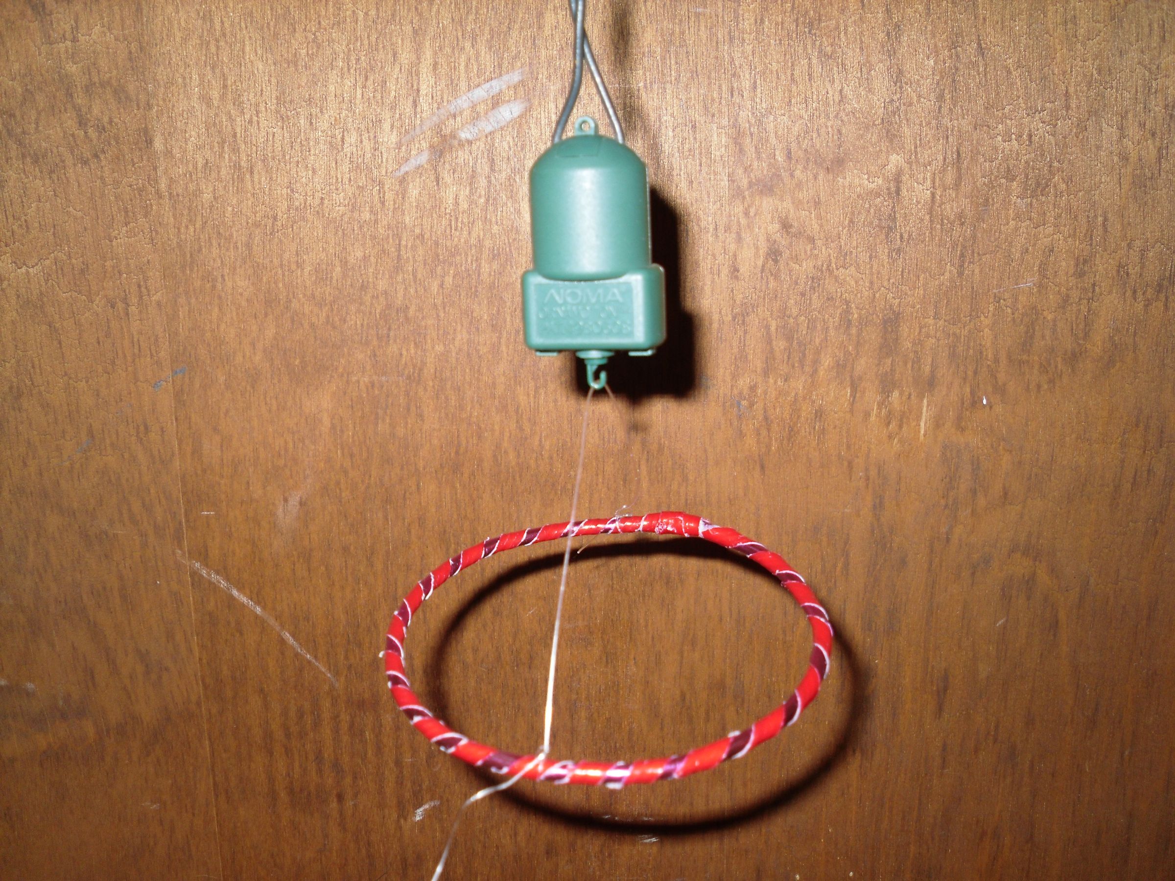 Hula Hoop Tree Ornament : 7 Steps - Instructables