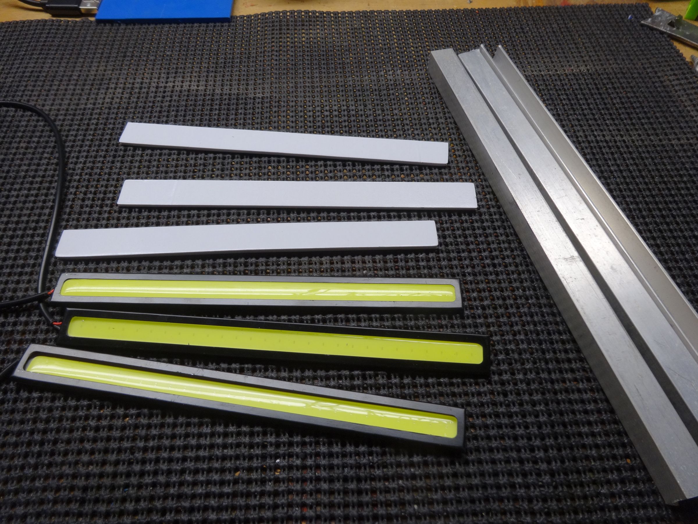 Large LED "ring" Light for Timelapse, Portraits and More... : 11 Steps ...