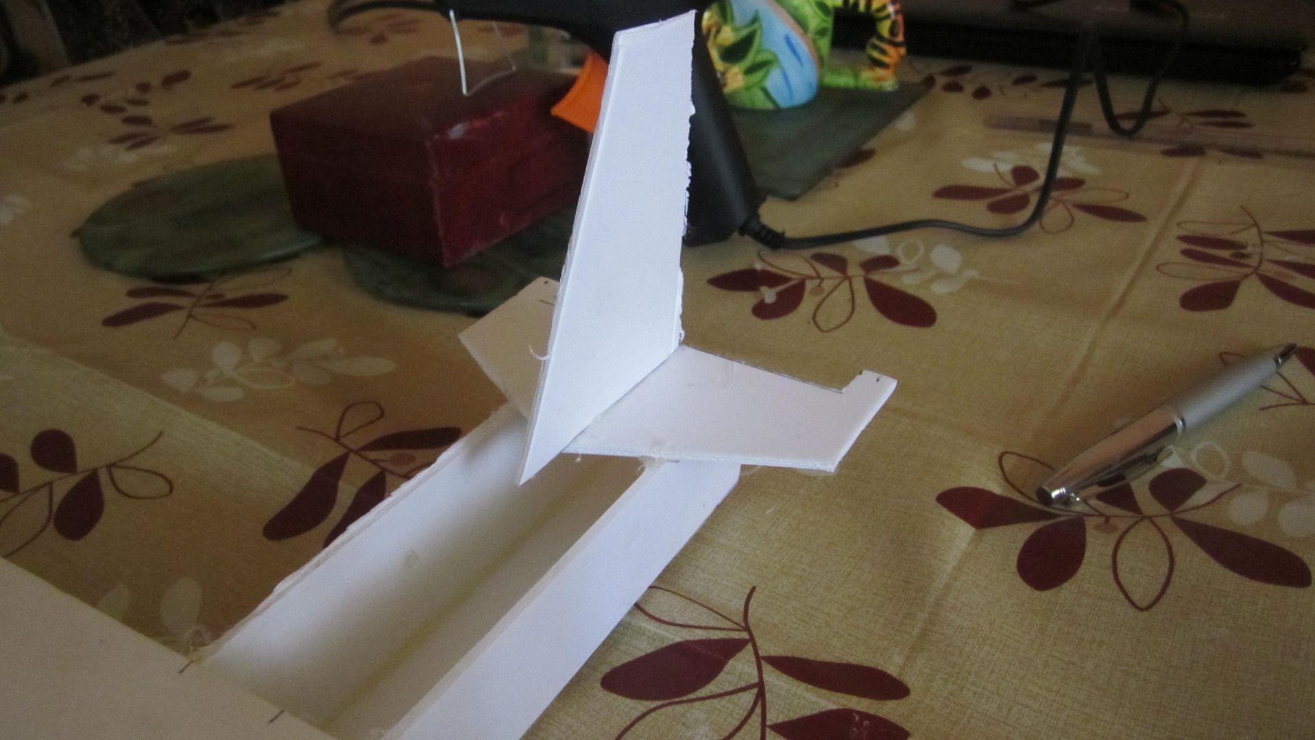 Part 1; Beginner Rc Airplane (body) : 8 Steps - Instructables