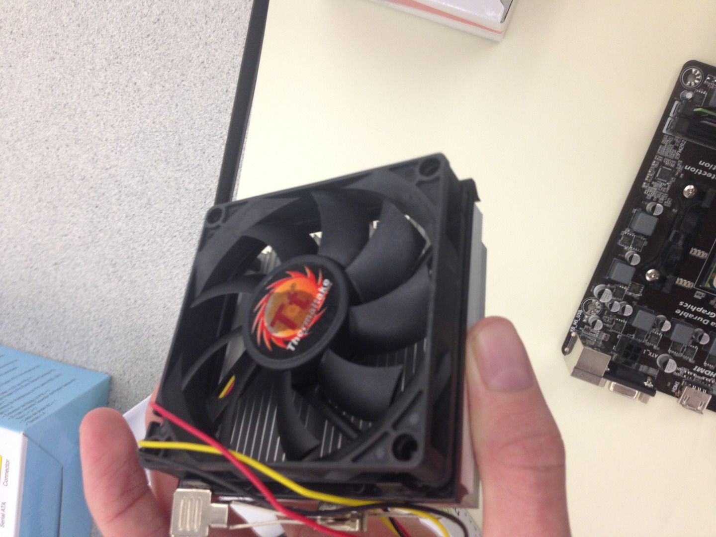 How to Build a PC : 13 Steps (with Pictures) - Instructables
