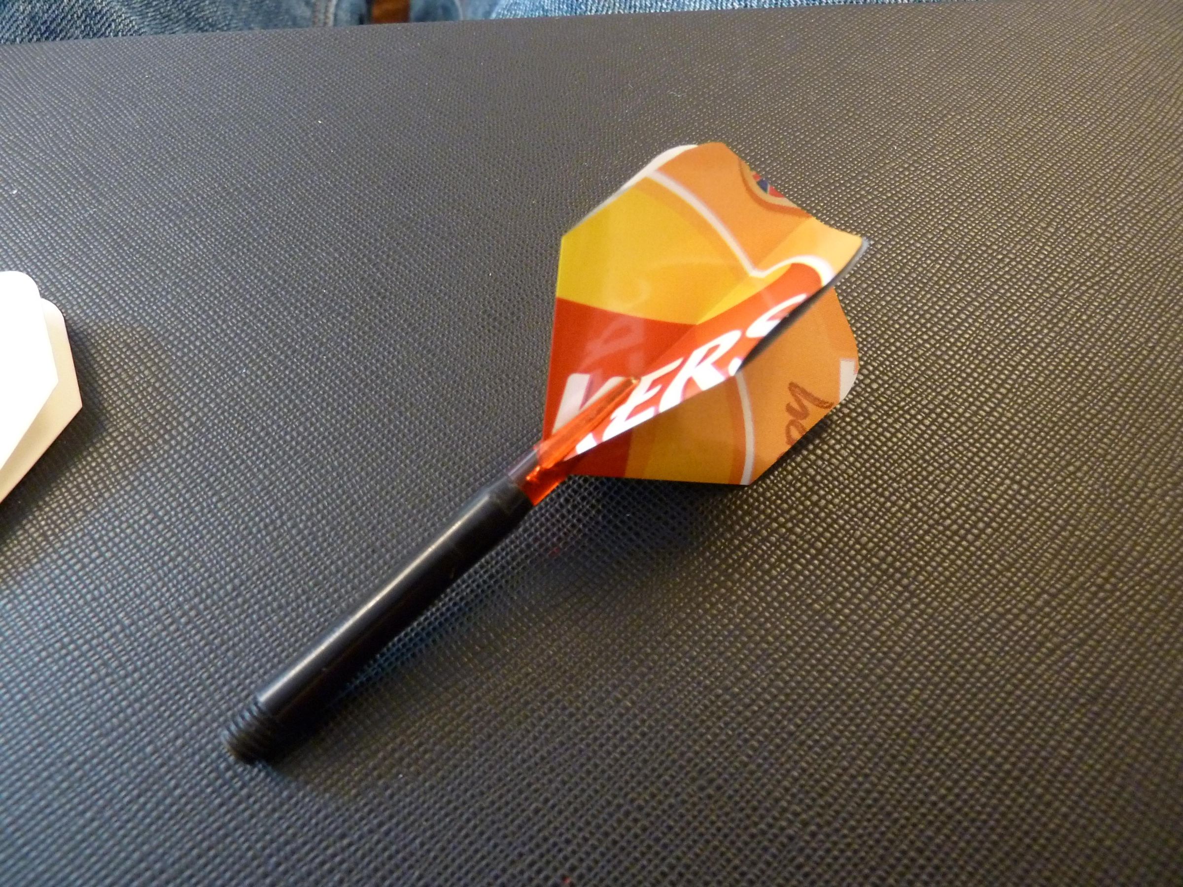 Dart Flights : 9 Steps - Instructables