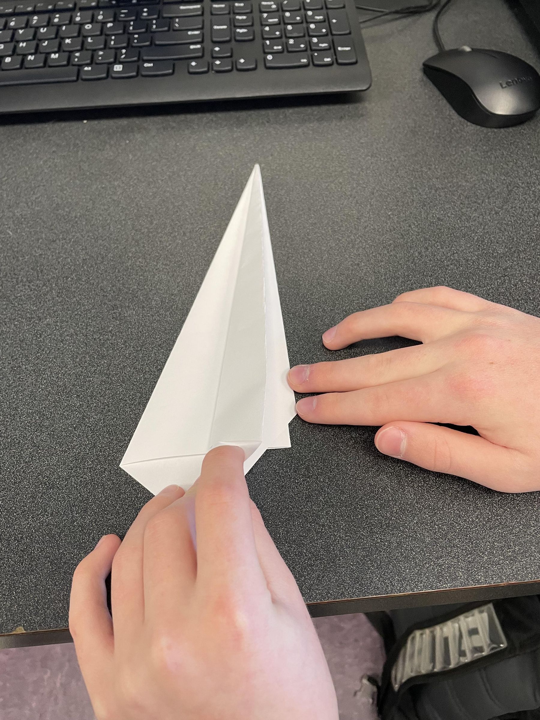Easy Far-Flying Paper Airplane : 9 Steps - Instructables