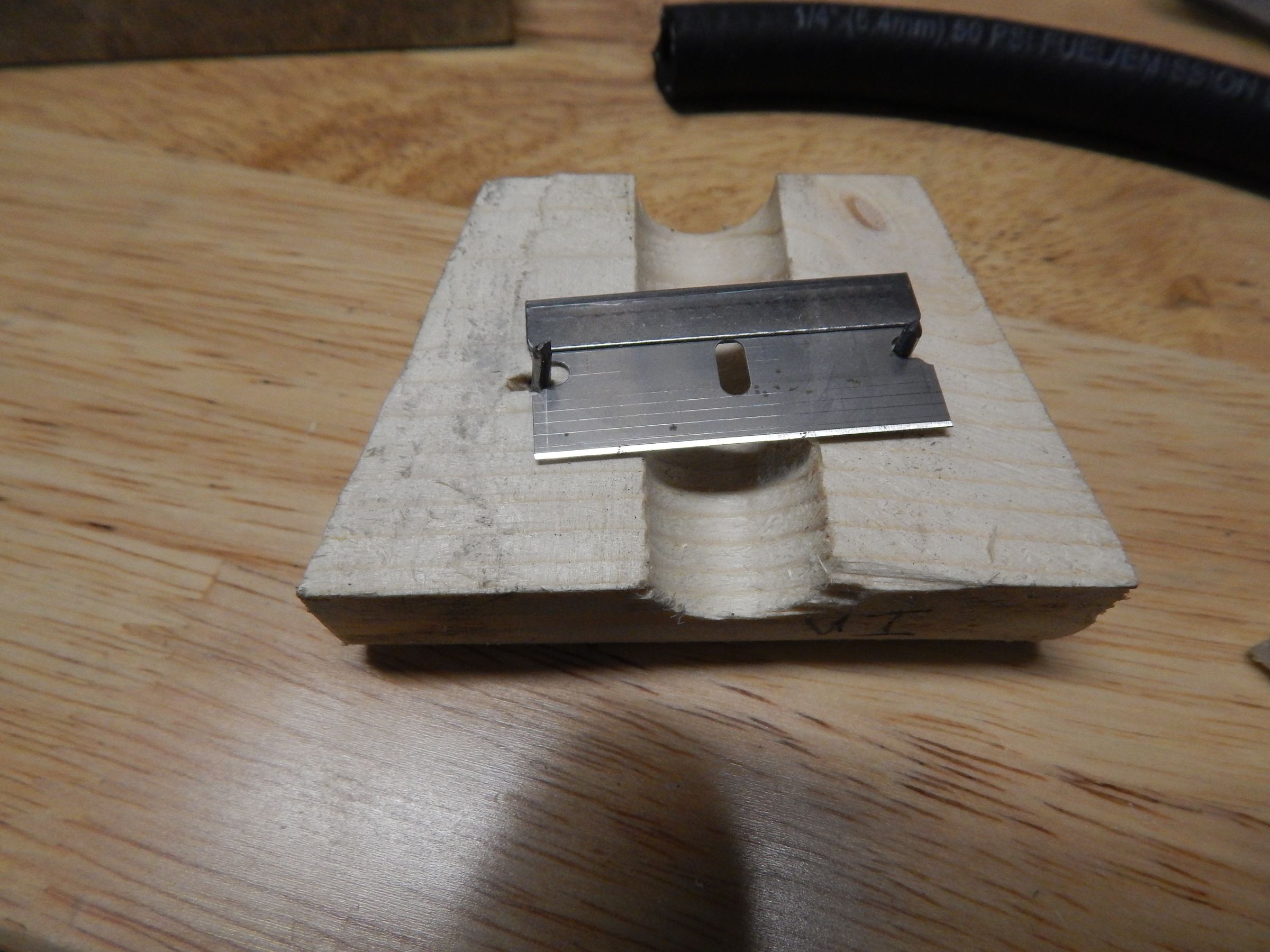 DIY Hose/Tubing(and Wire) Slicer/Splitter : 12 Steps - Instructables