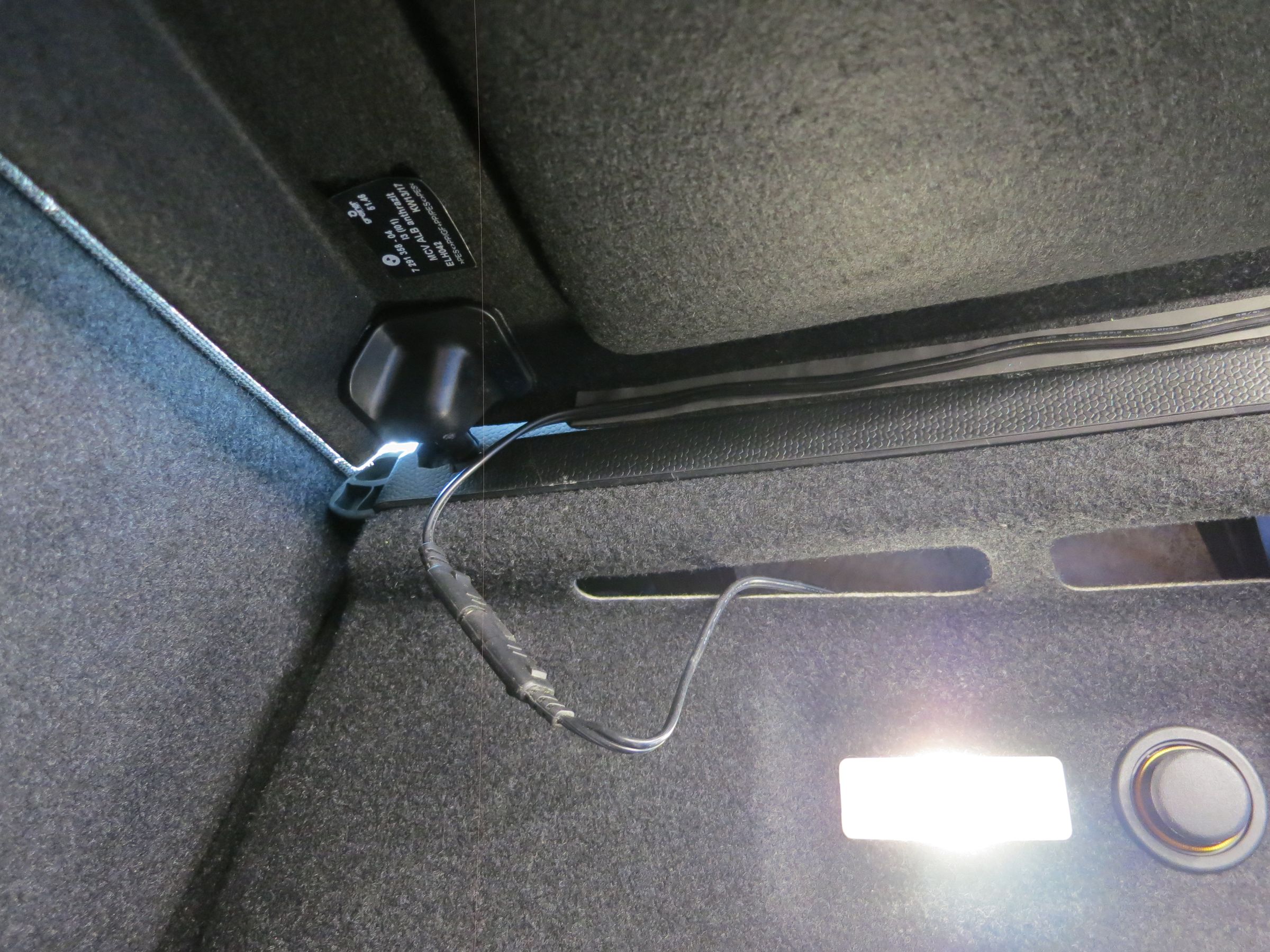 Easy LED Trunk Light Upgrade : 4 Steps (with Pictures) - Instructables