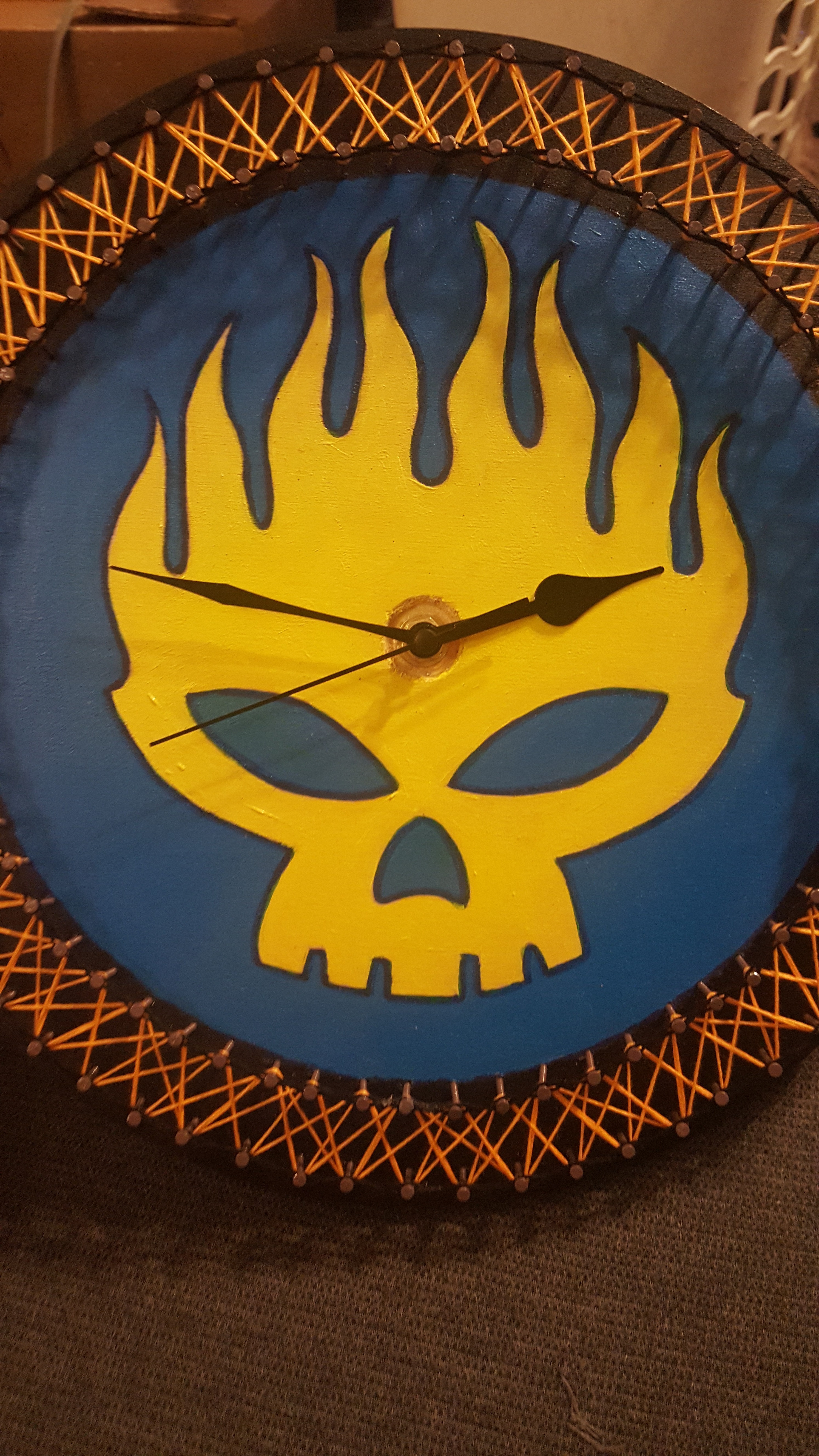 String Art Band/Logo Clock : 8 Steps (with Pictures) - Instructables