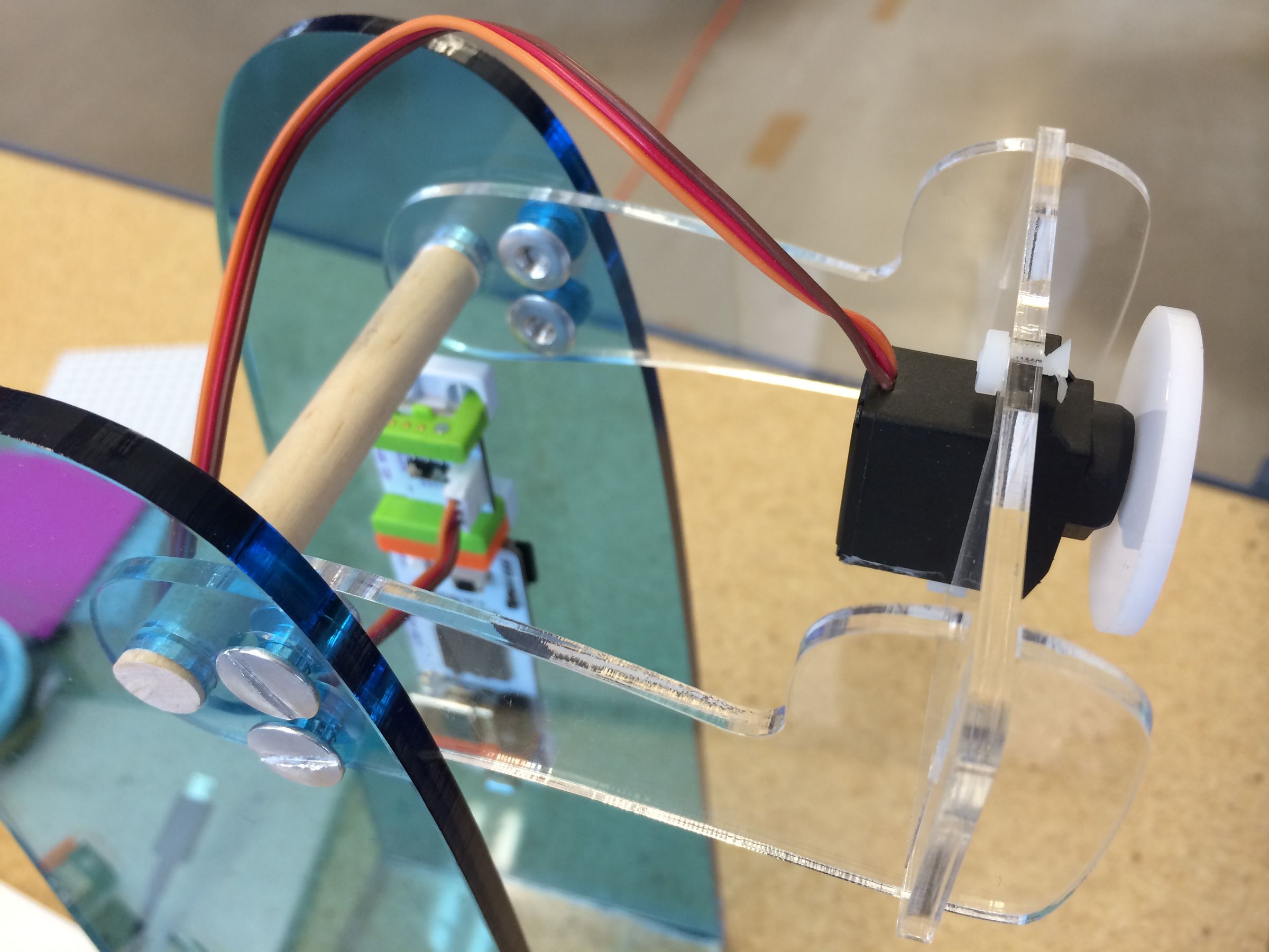 LittleBits Remote Pet Feeder : 10 Steps (with Pictures) - Instructables