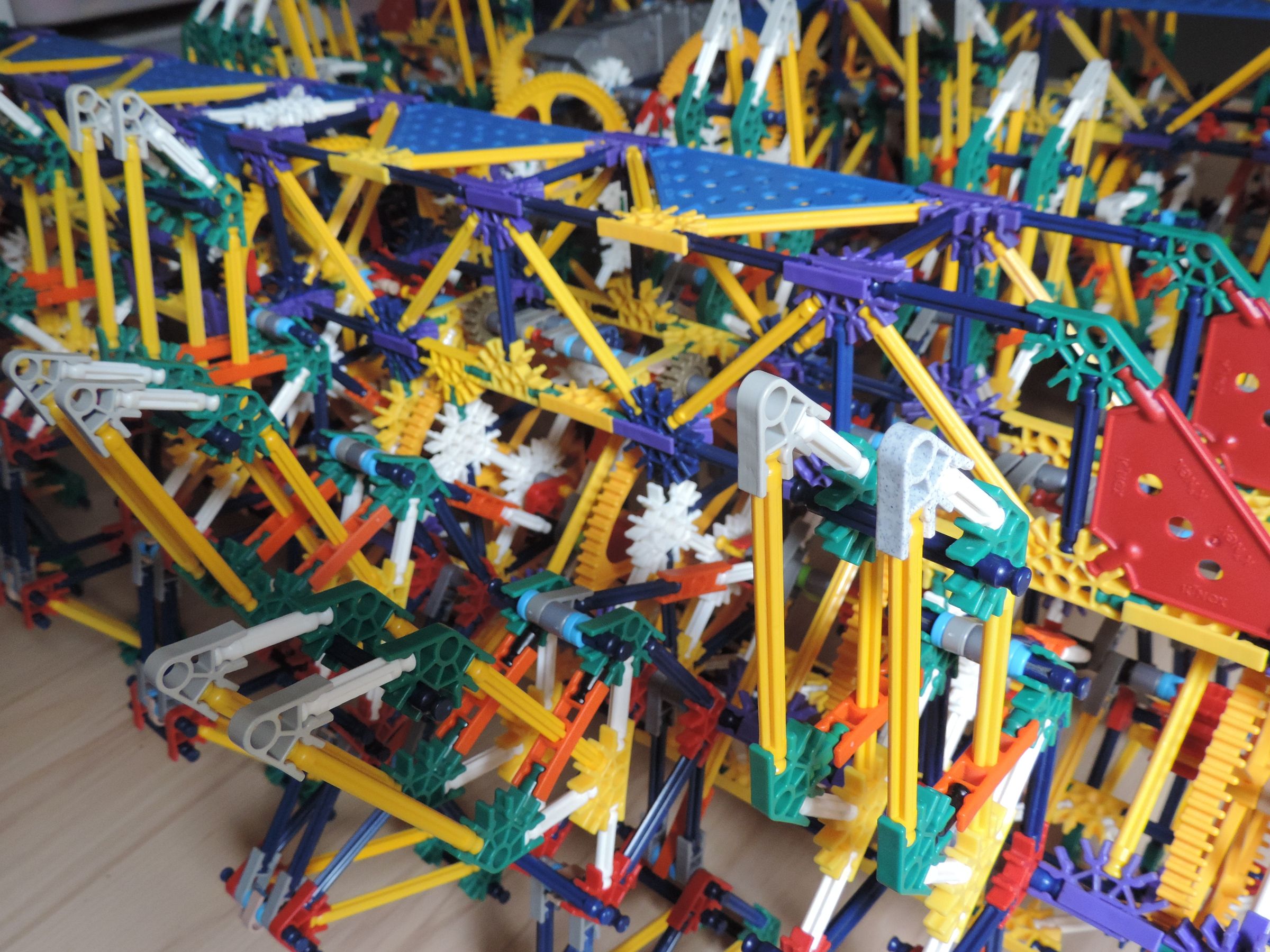 Huge Knex Walker. - Instructables