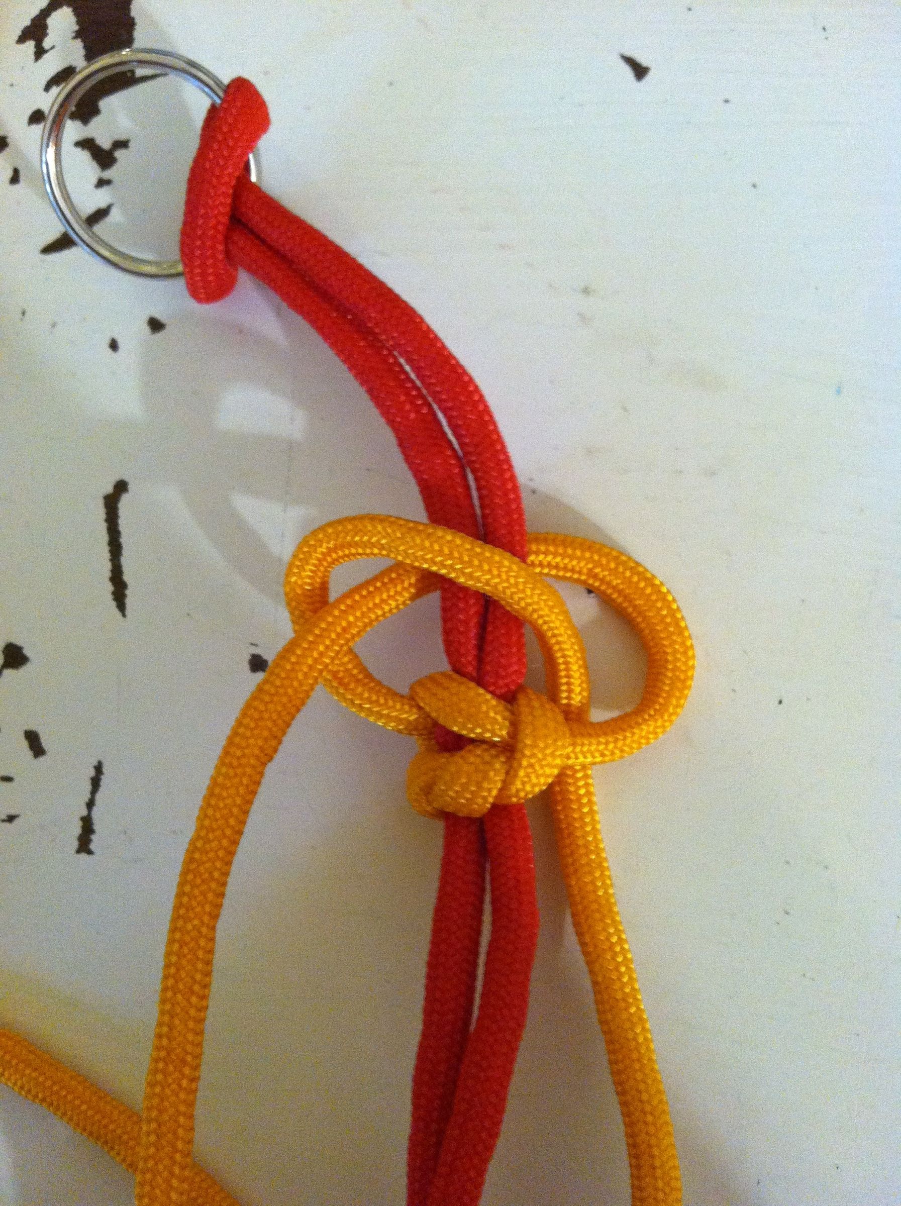 Double Helix Keychain : 6 Steps (with Pictures) - Instructables
