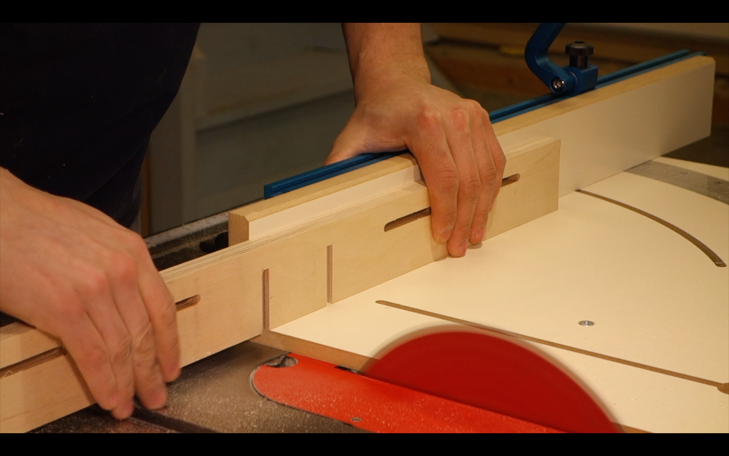 Make It - Adjustable Router Fence : 7 Steps (with Pictures) - Instructables