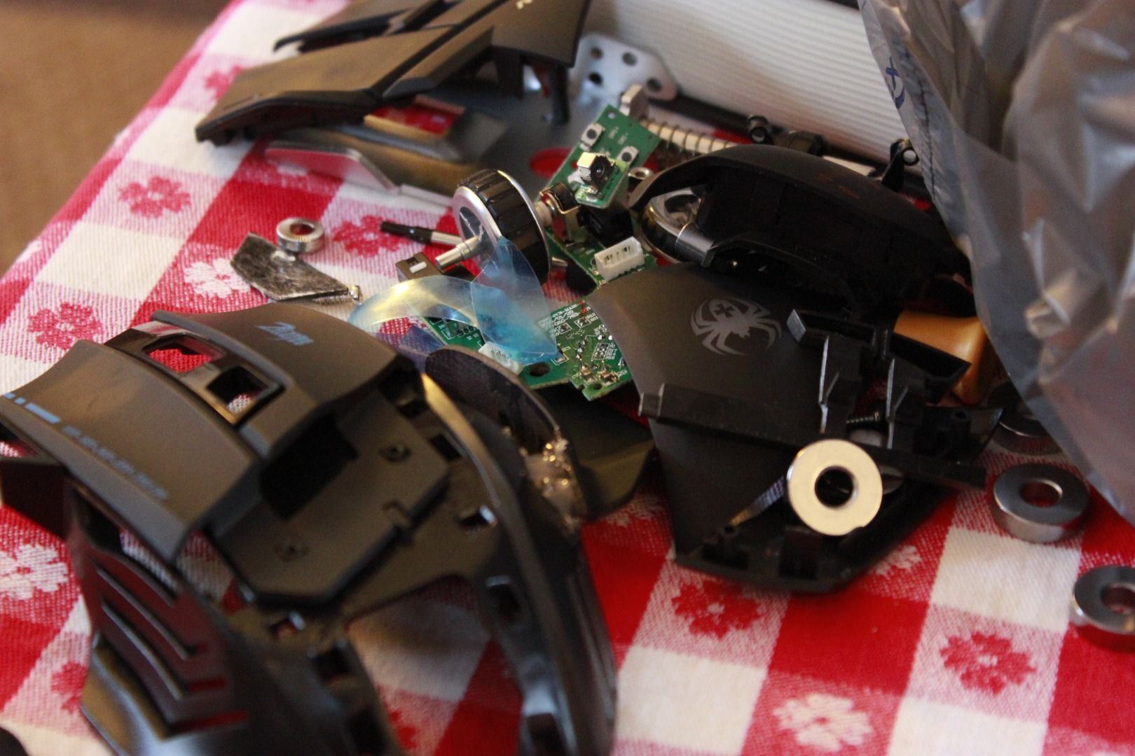 Custom Gaming Mouse : 8 Steps - Instructables