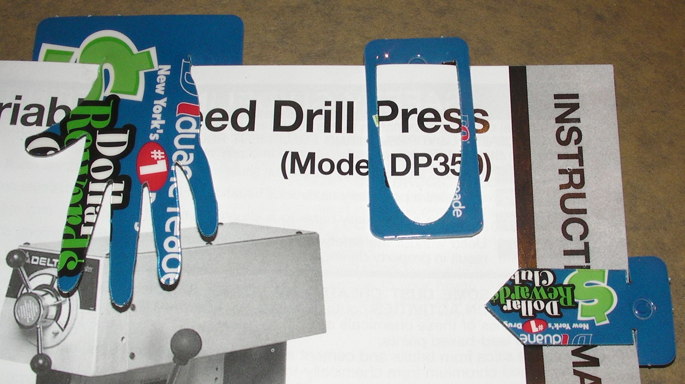 Plastic Paper Clips From Recycled Gift Cards : 5 Steps (with Pictures ...