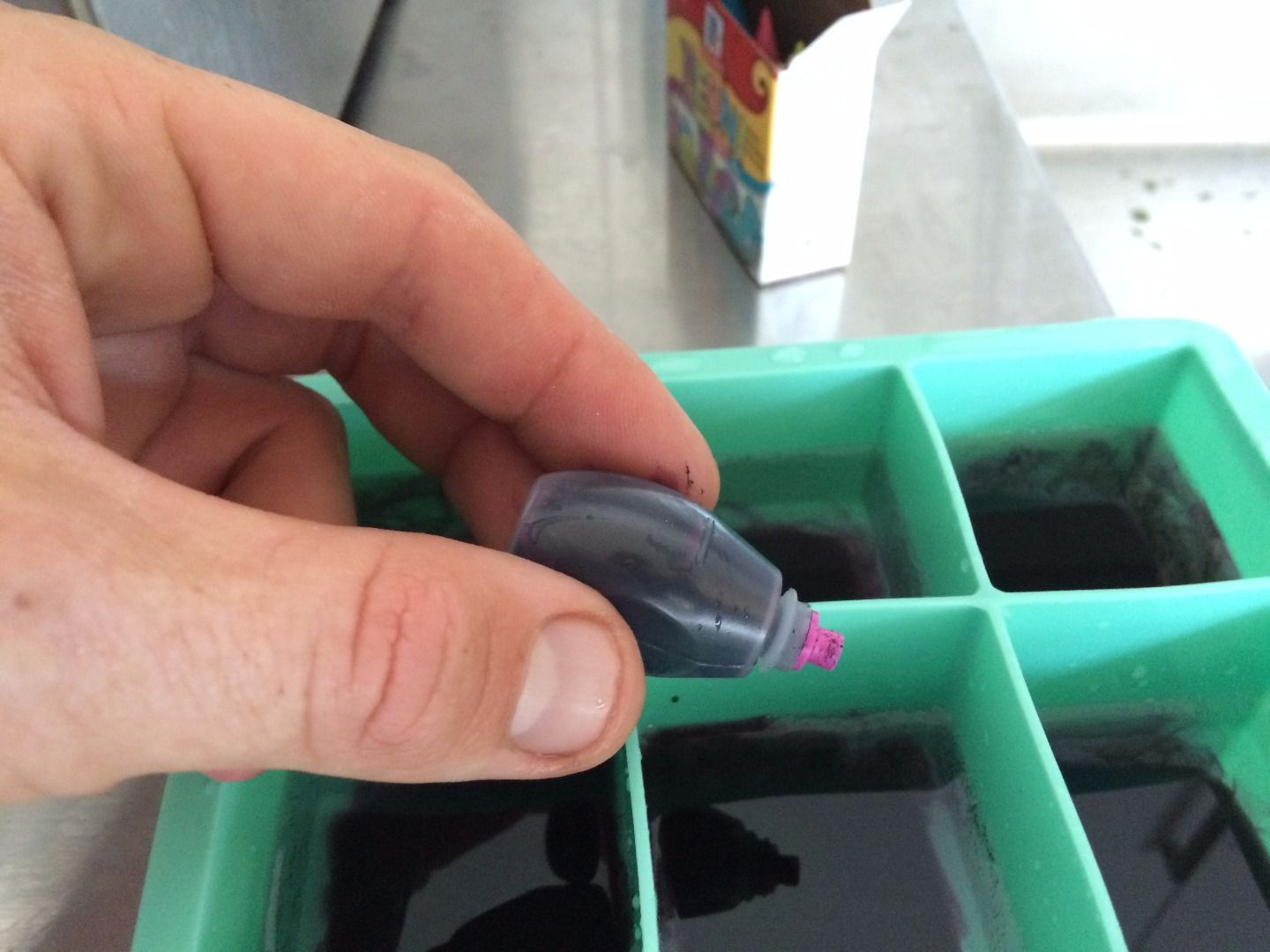 Oil and Ice Density Experiment : 4 Steps (with Pictures) - Instructables