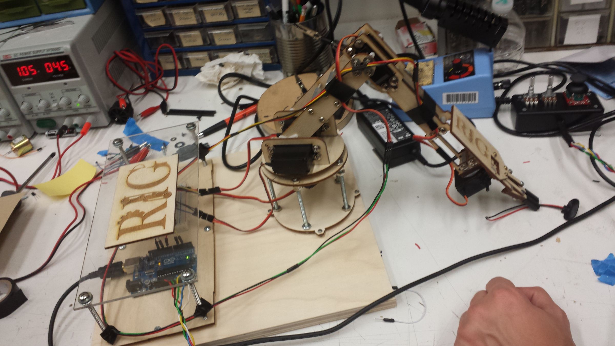 Robotic Arm (Wichita State Robotics) - Instructables