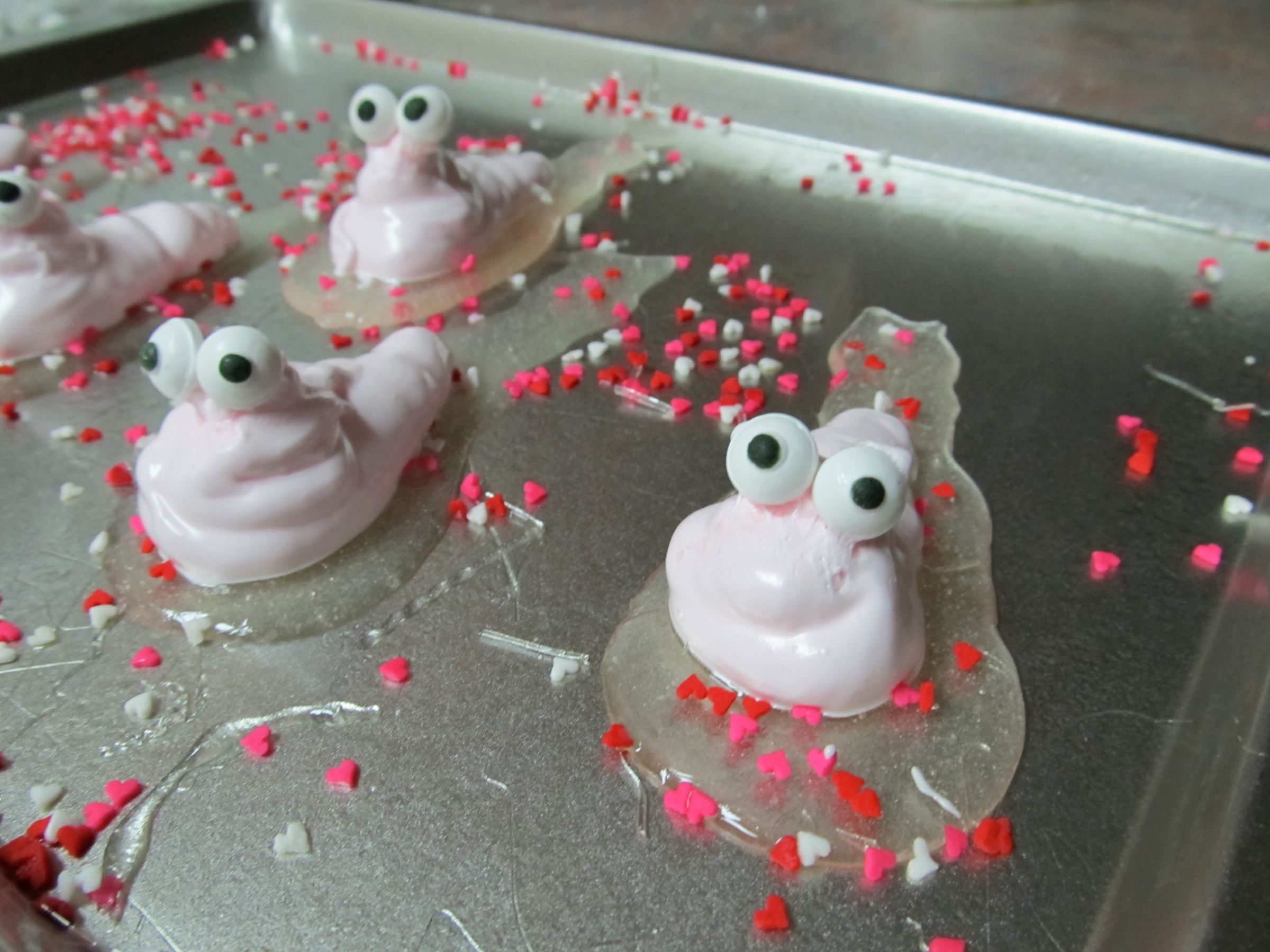 "LOVE SLUGS" a Valentine Treat : 4 Steps - Instructables