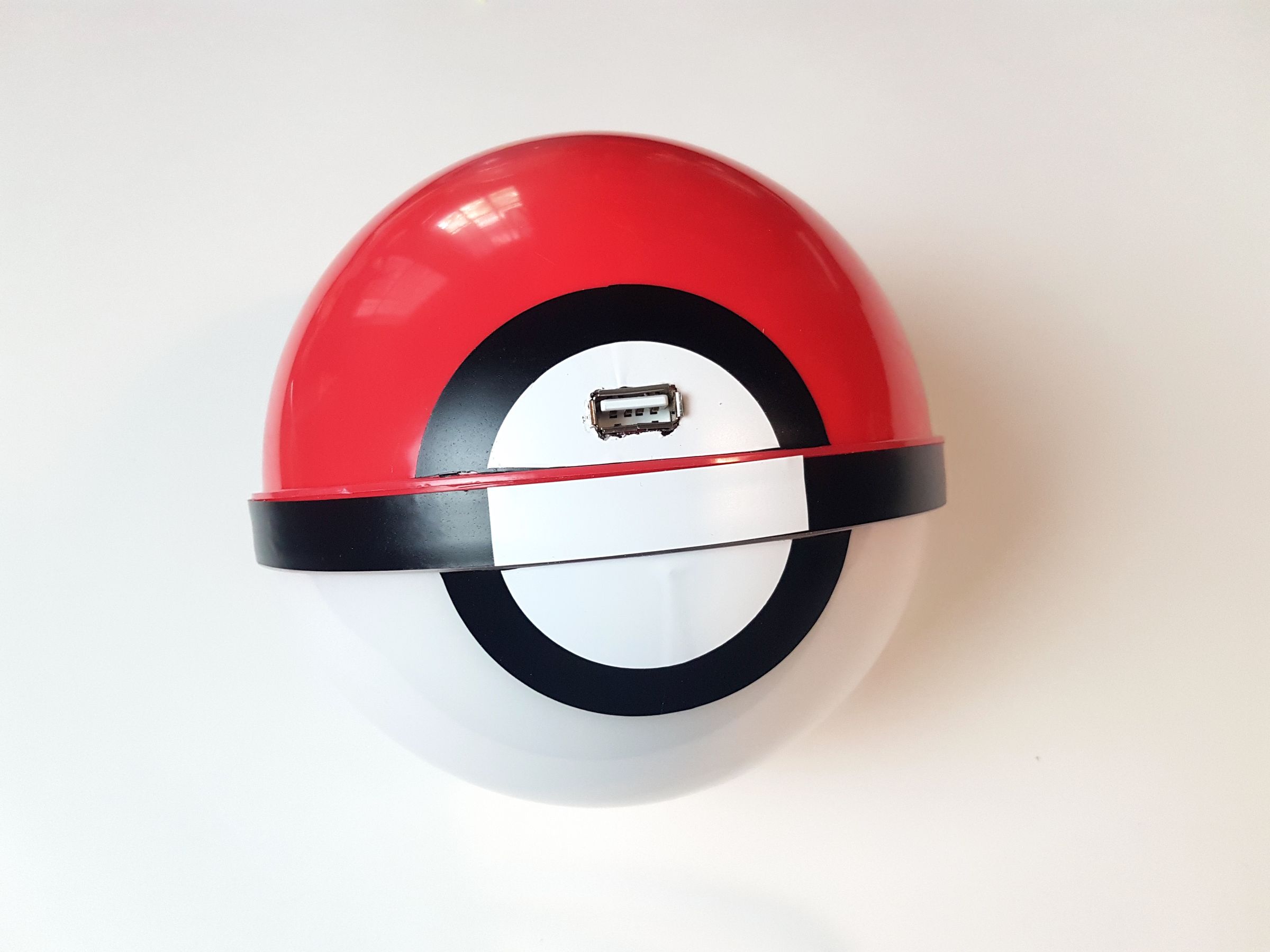 Poké Ball Charger : 12 Steps (with Pictures) - Instructables