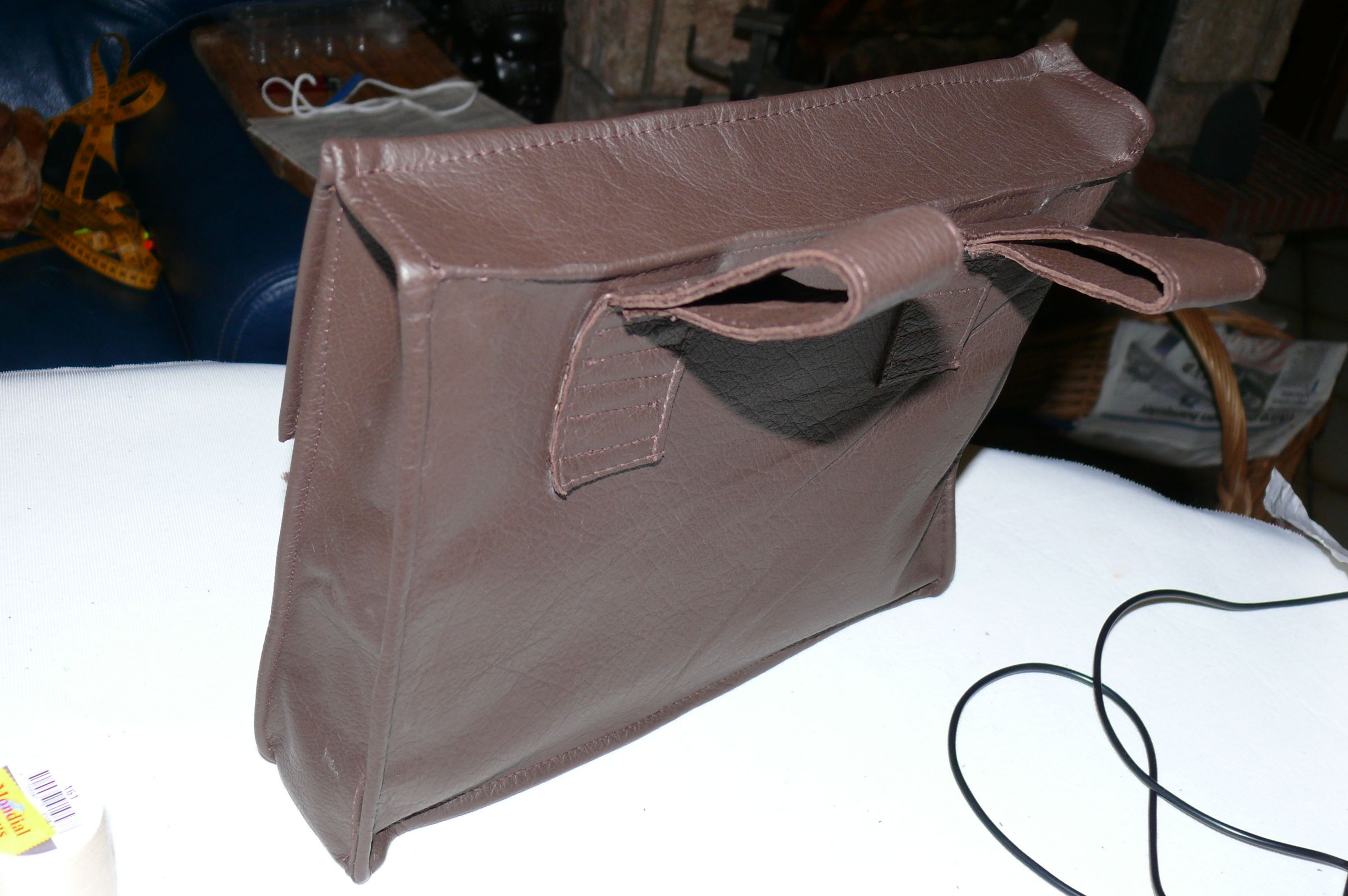 Leather Flynn Rider's Bag - Instructables