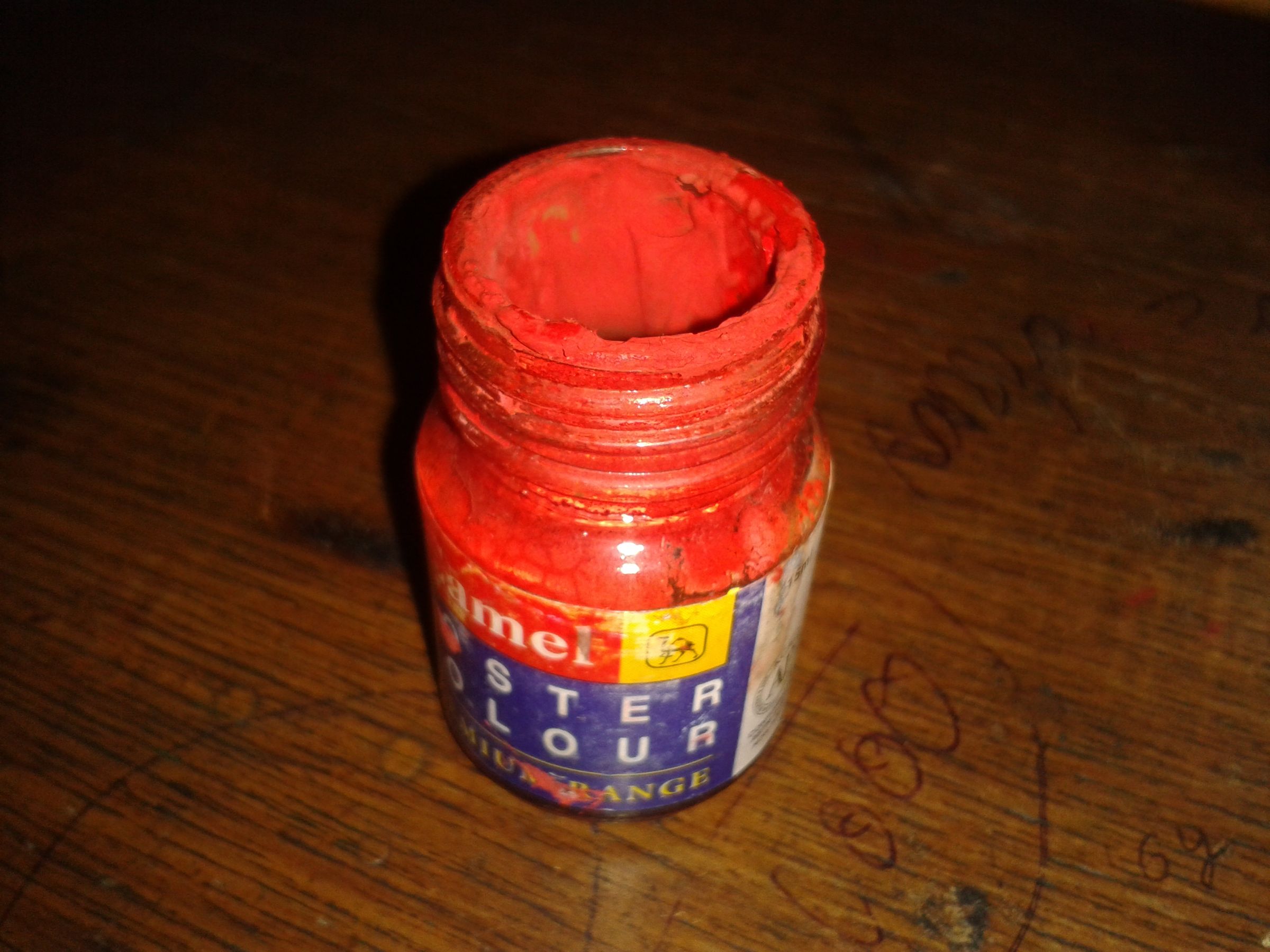 BLOODY PAINTING HALLOWEEN PROP!!! : 14 Steps (with Pictures ...