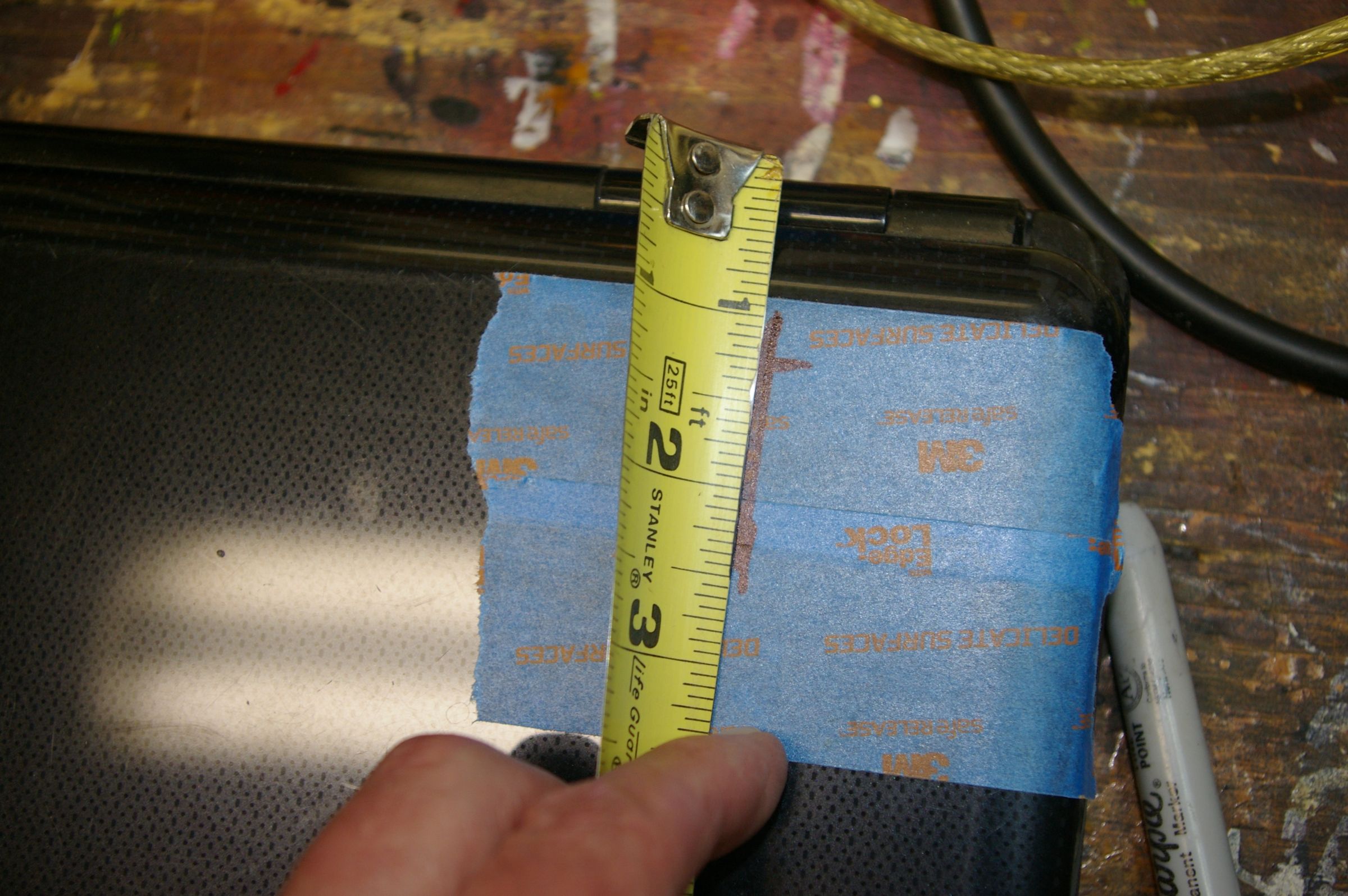 Convert a Laptop With a Broken Screen Into a Quiet, Space Saving ...