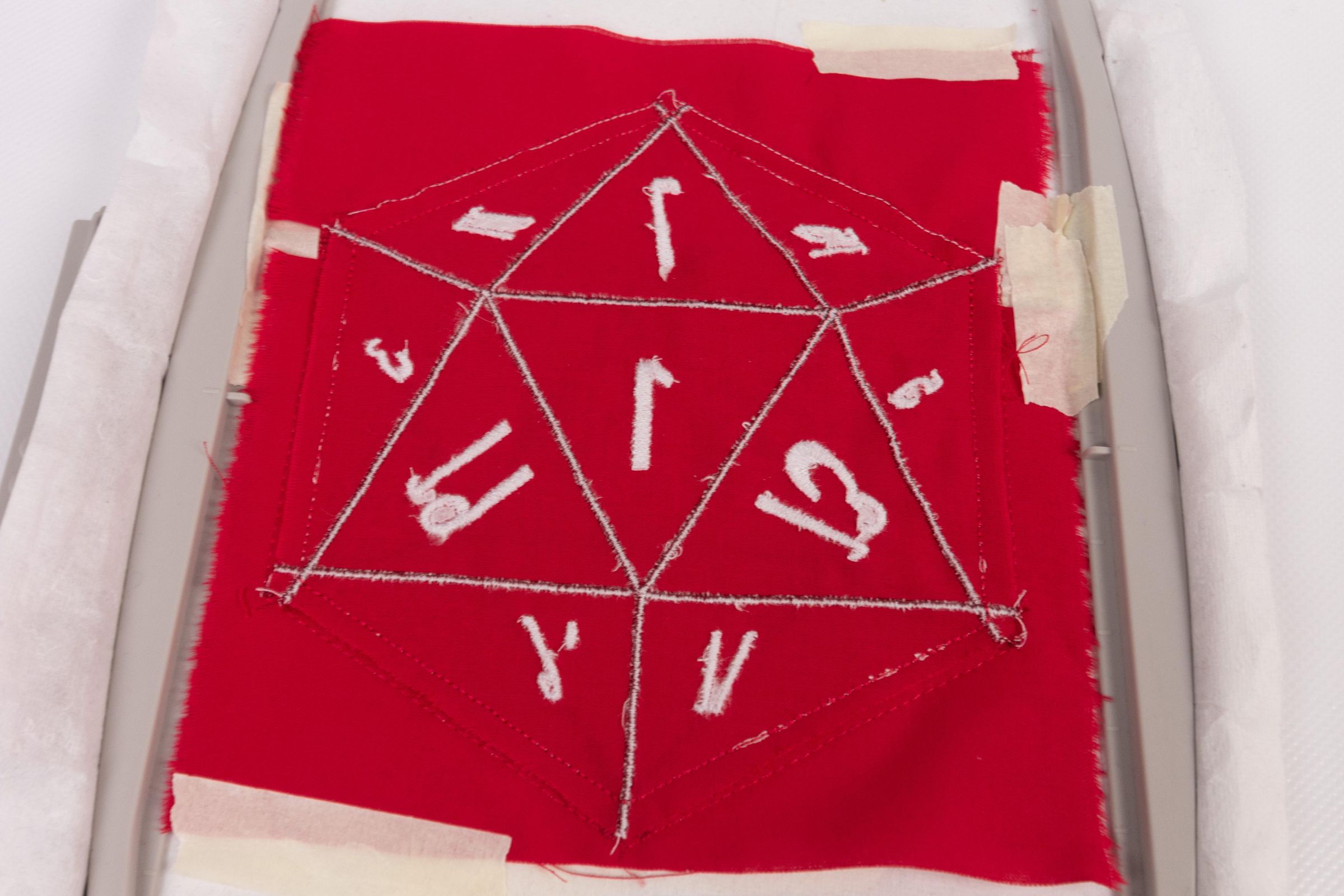 D20 Dice Pouch : 11 Steps (with Pictures) - Instructables