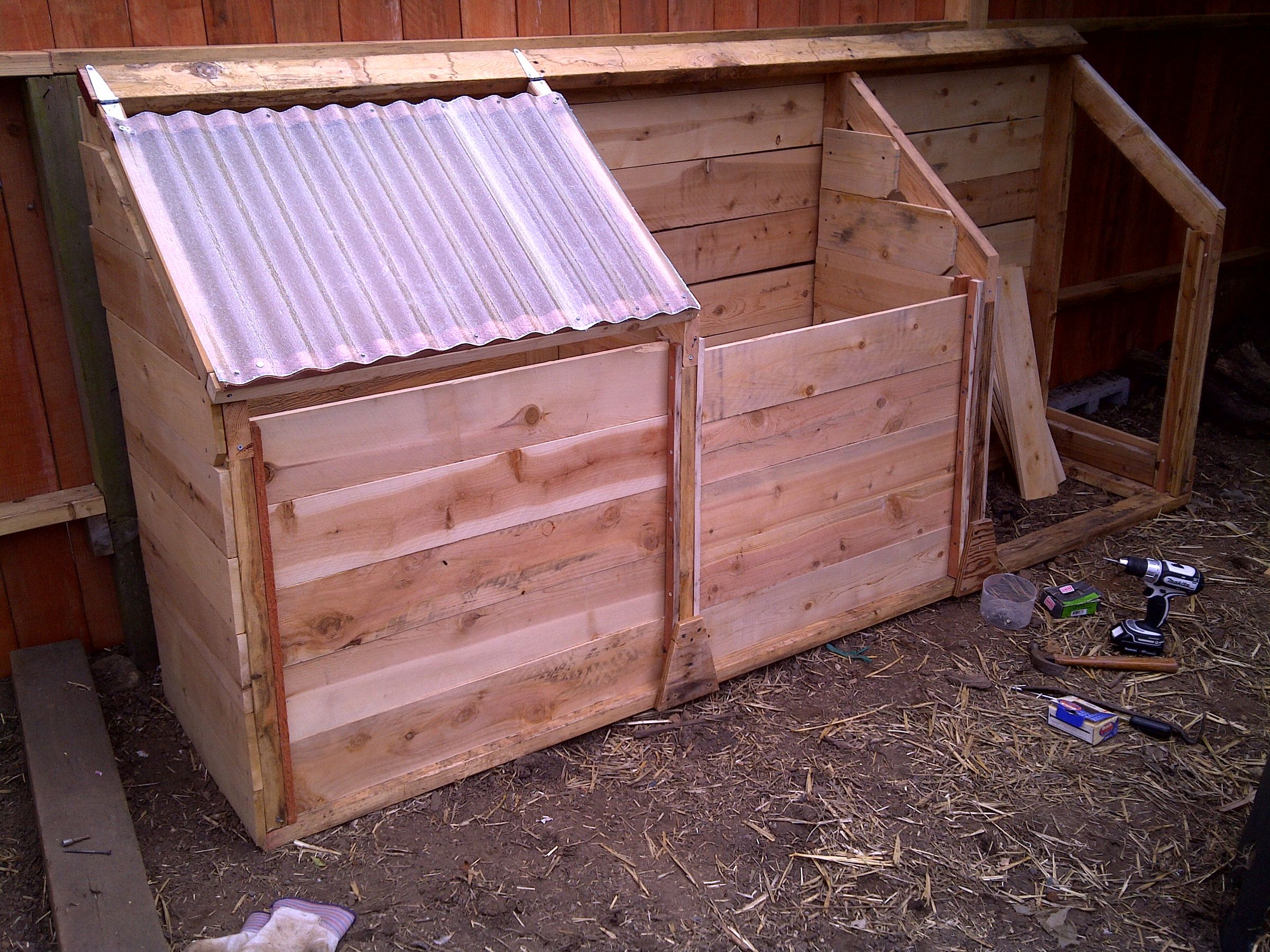 Chicken-Powered Three-Stage Compost Bin : 6 Steps (with Pictures ...