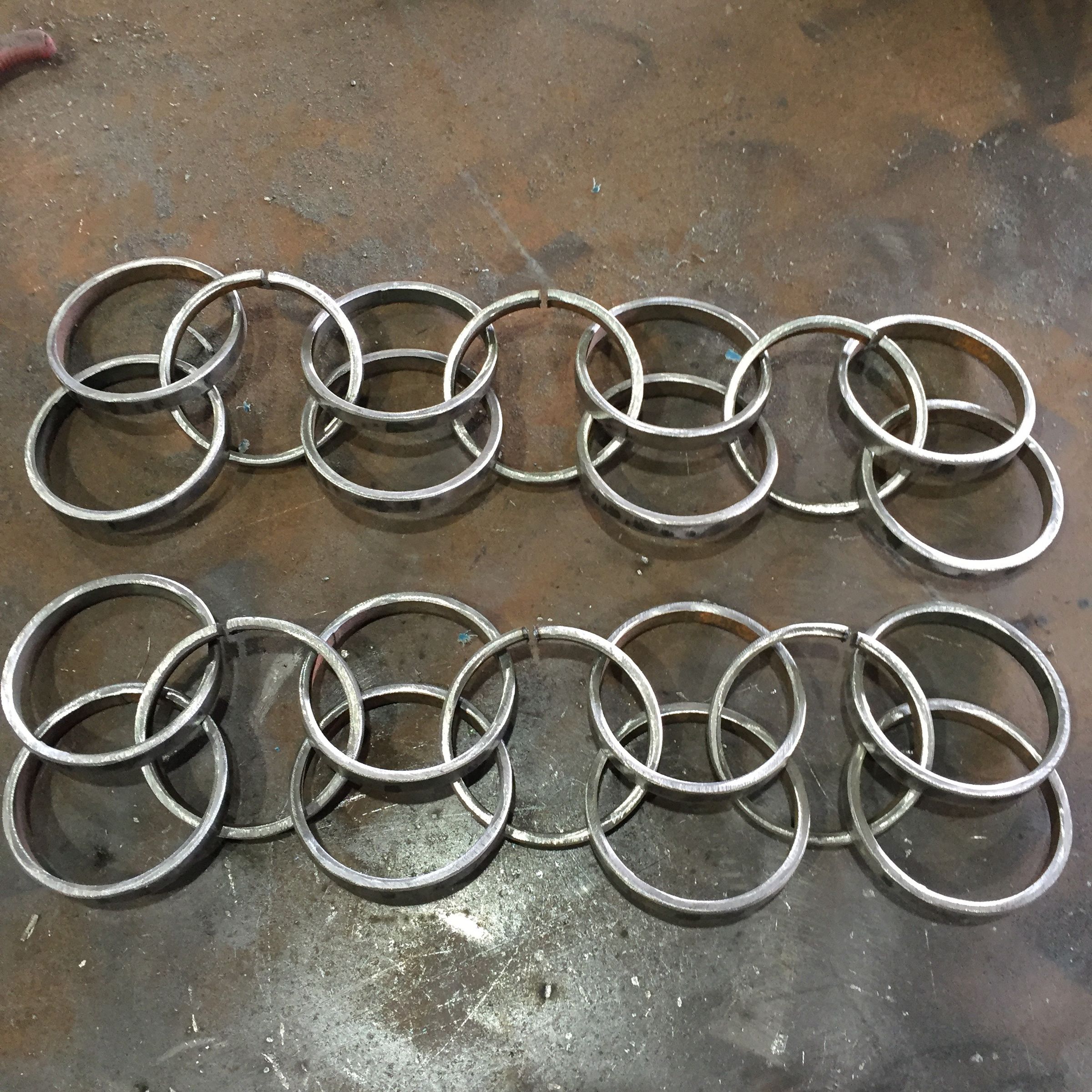 Giant Chainmaille : 14 Steps (with Pictures) - Instructables