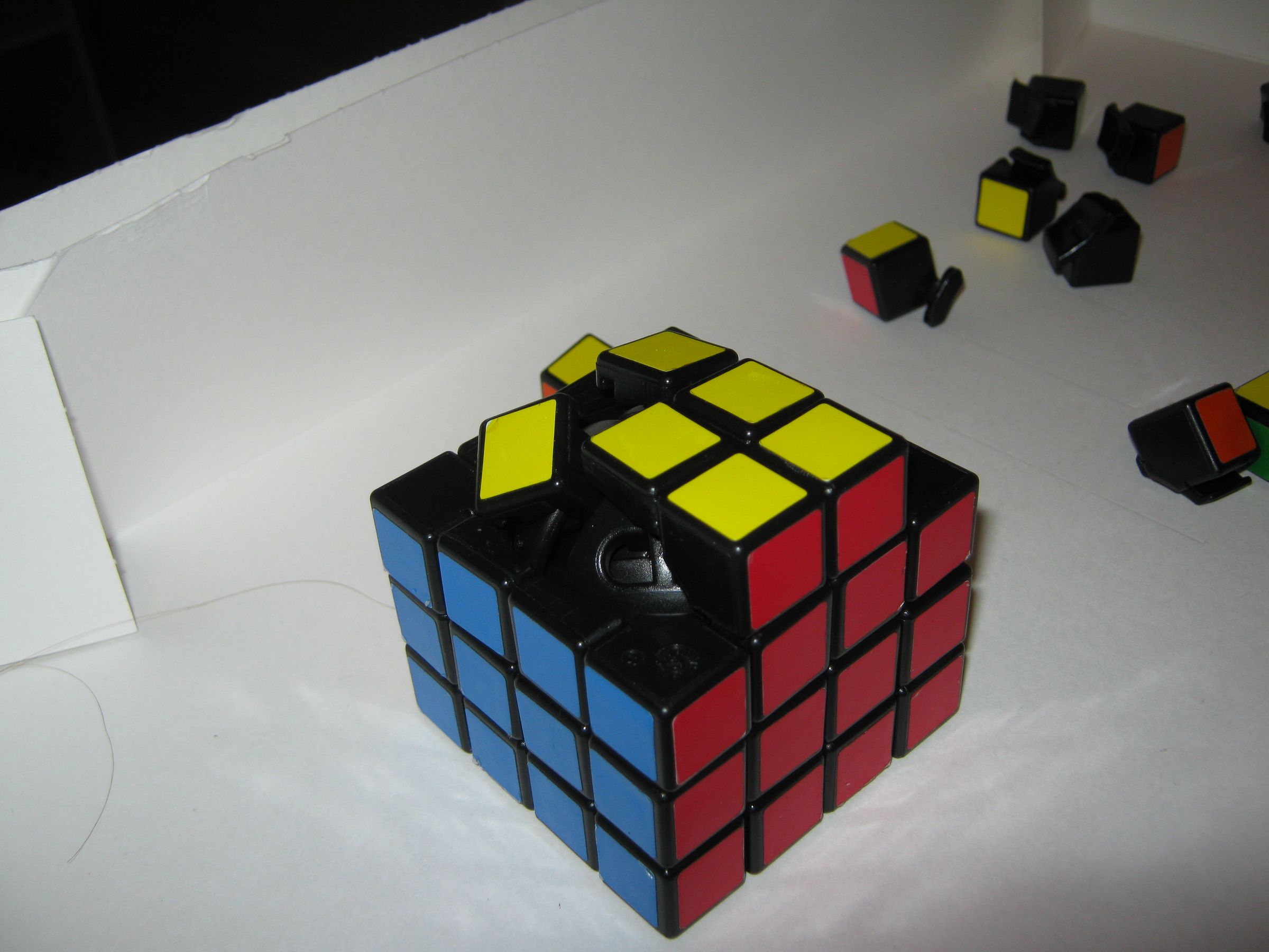How to Put a 4x4 Rubik's Cube Together : 5 Steps - Instructables