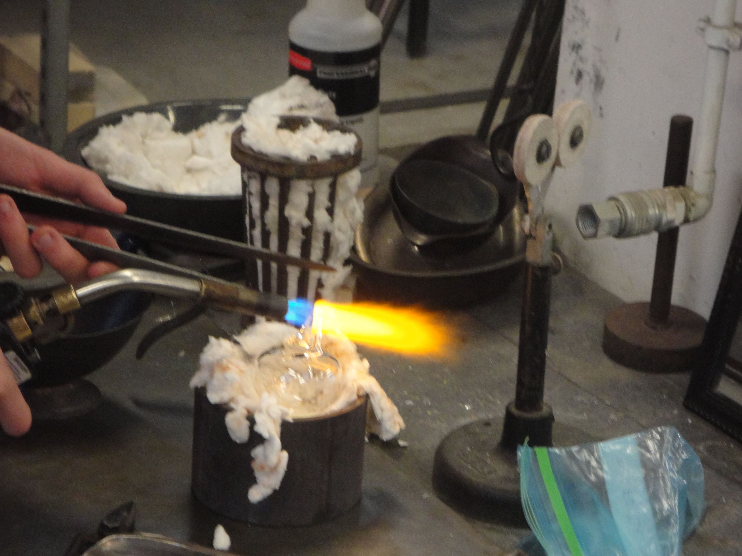 Glass Blowing a Christmas Ornament--For Beginning Gaffers : 25 Steps ...