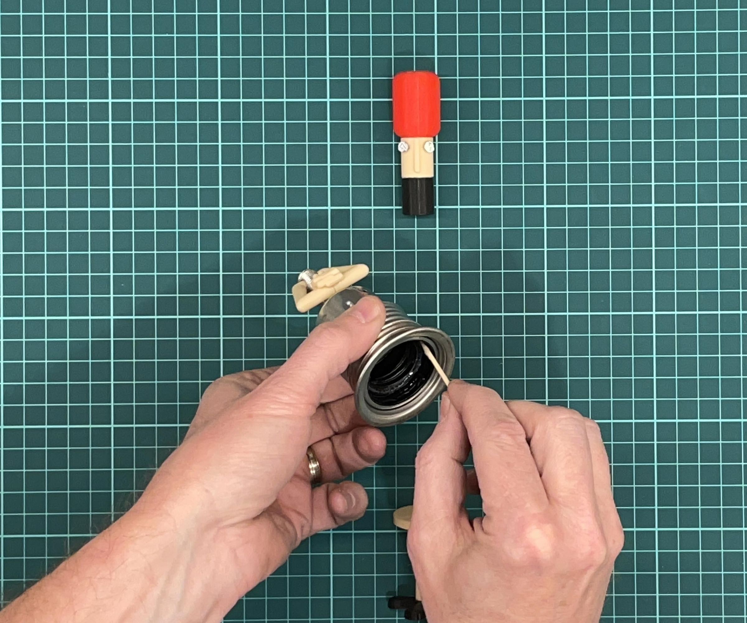 Art From Everyday Objects : 7 Steps (with Pictures) - Instructables