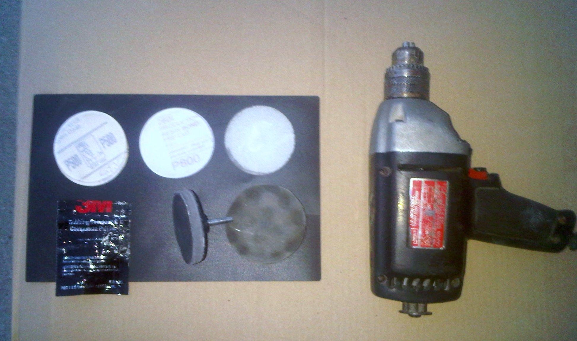 HOW TO CLEAN YOUR CAR HEADLIGHT LENS : 5 Steps - Instructables