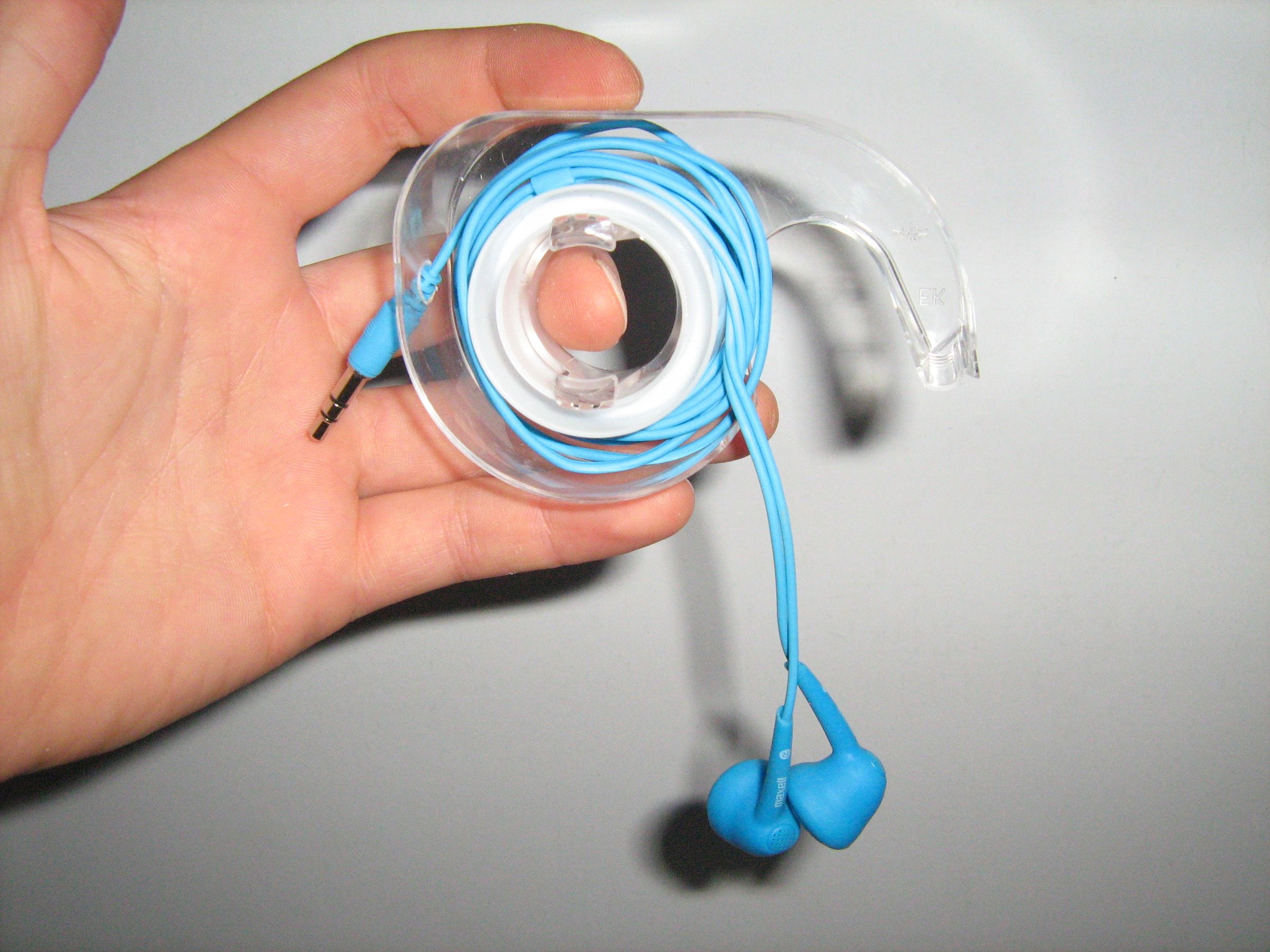 EASY Headphone Storage Hacks : 6 Steps (with Pictures) - Instructables