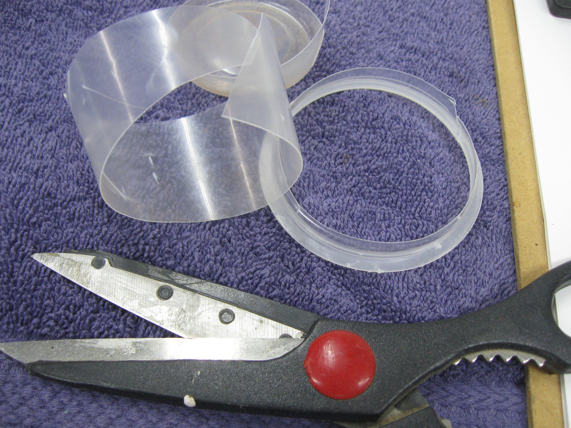 Toothpaste Tube Filler : 11 Steps (with Pictures) - Instructables