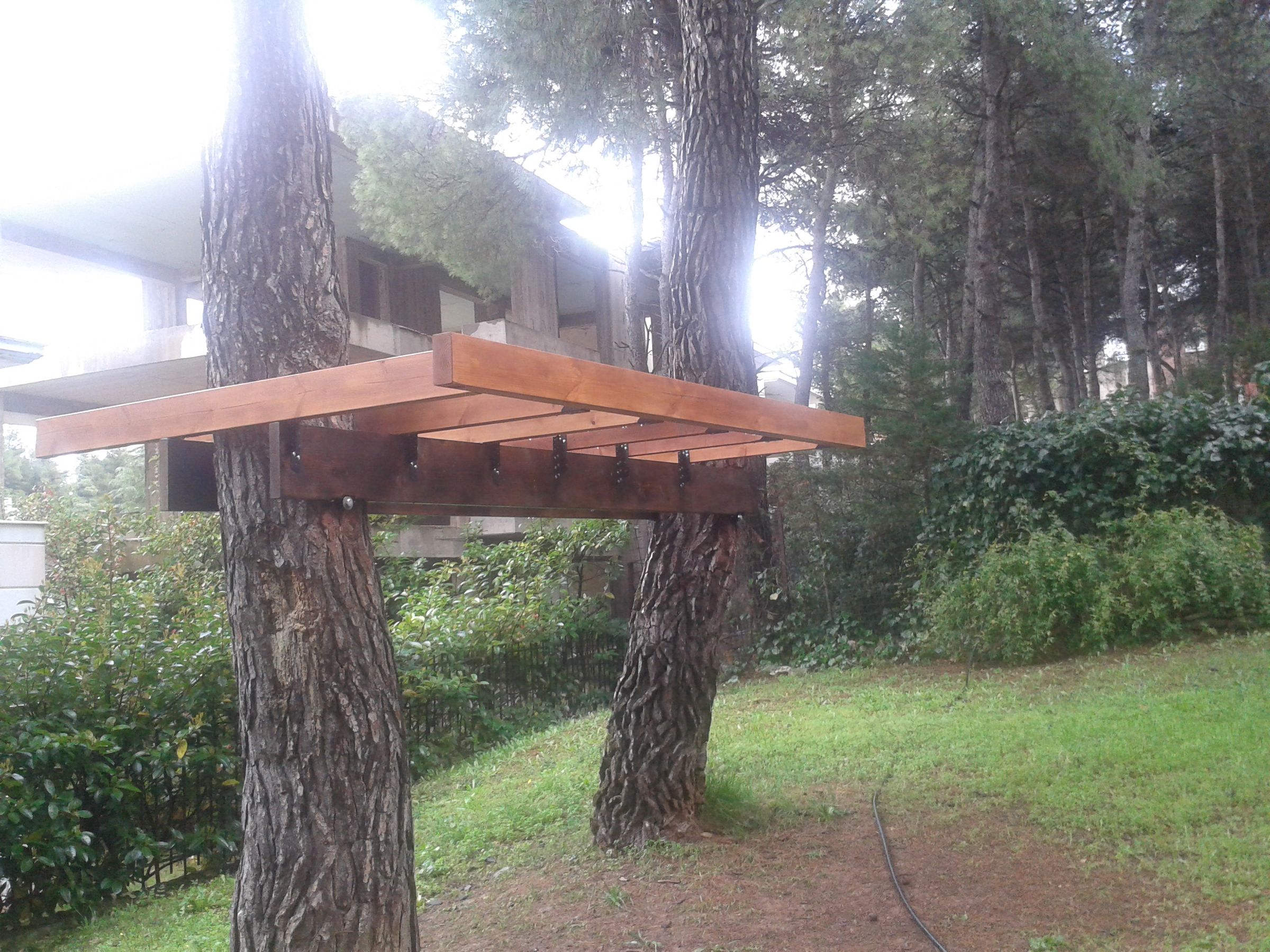 Treehouse on Two Trees : 22 Steps (with Pictures) - Instructables