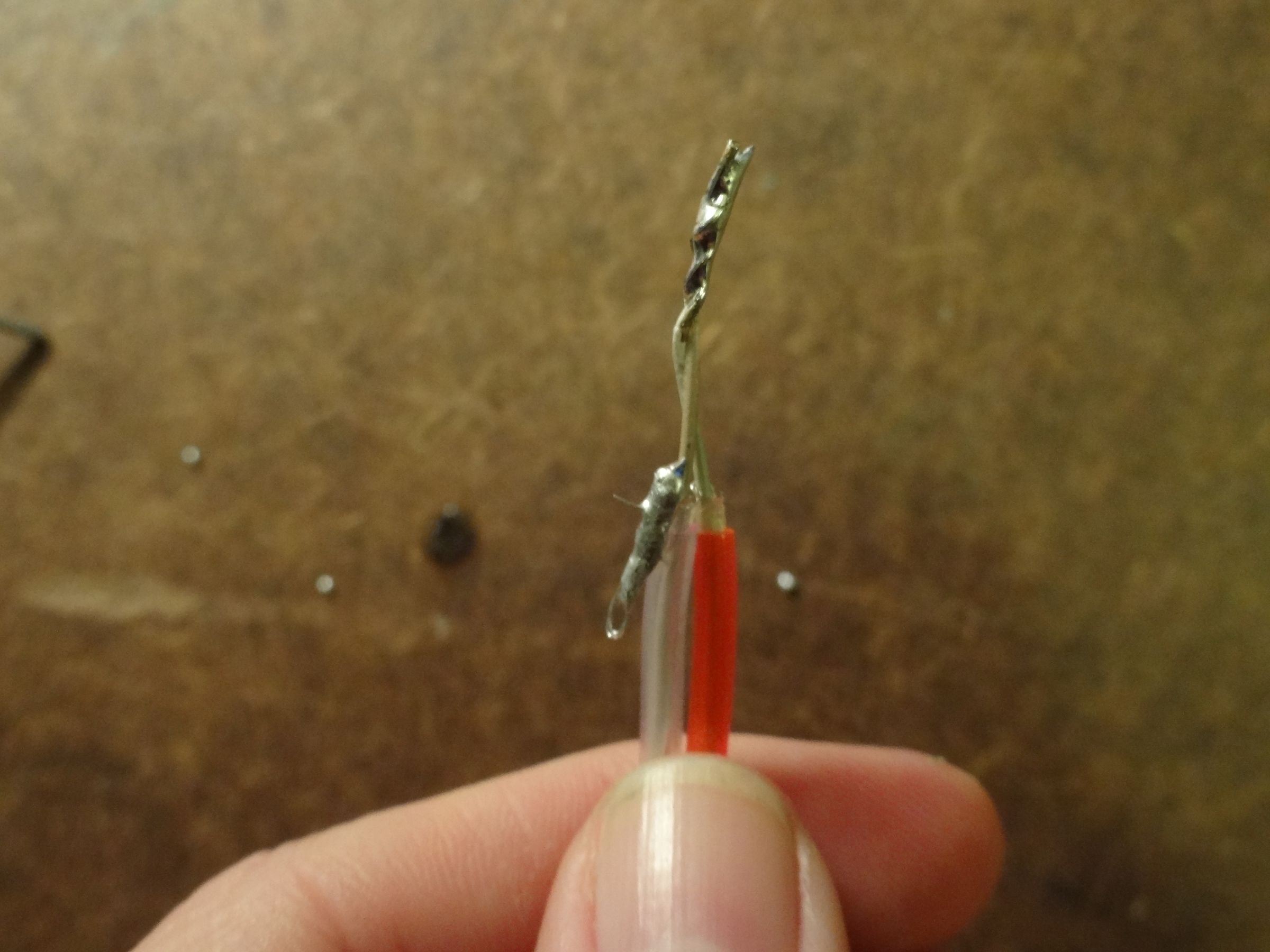 EL Wire: Daisy Chaining Different Colors : 9 Steps - Instructables