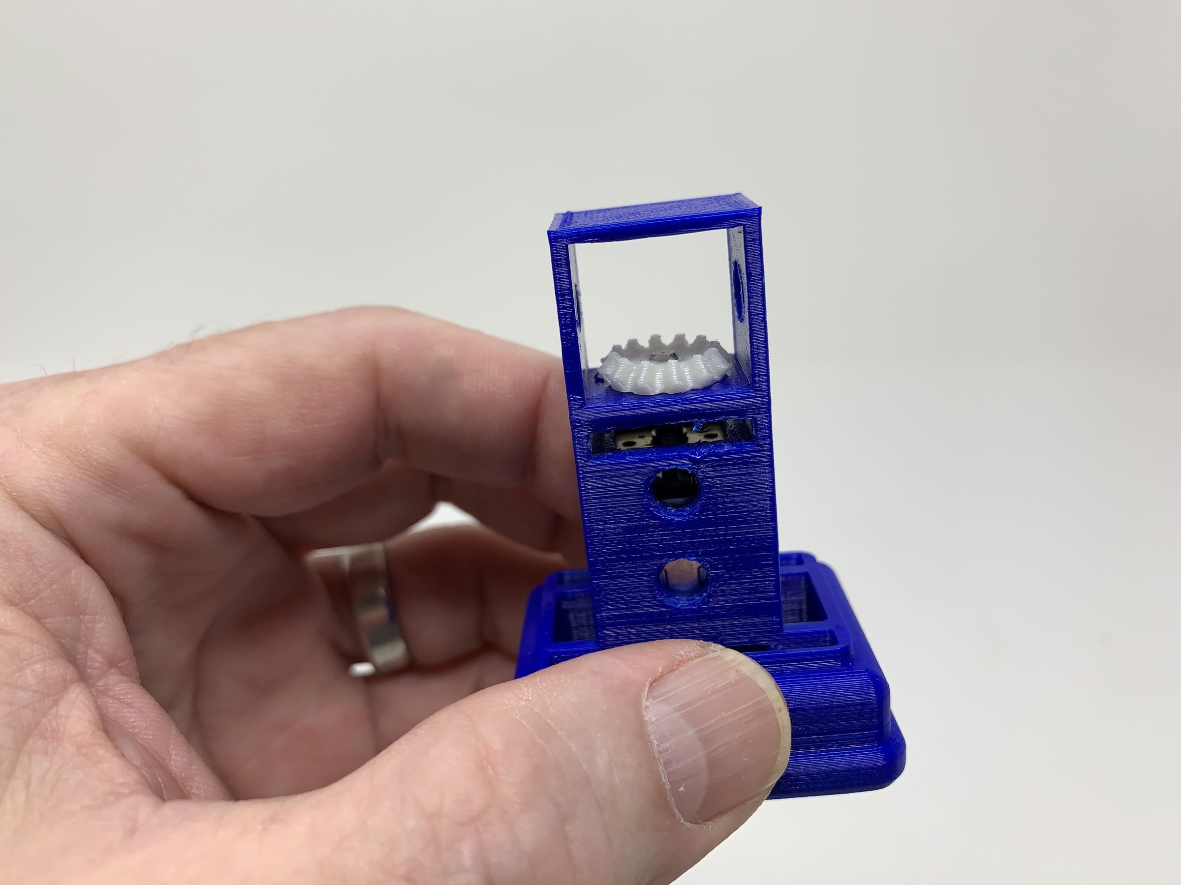 Ultimaker Robot "Pin Walker". : 4 Steps (with Pictures) - Instructables