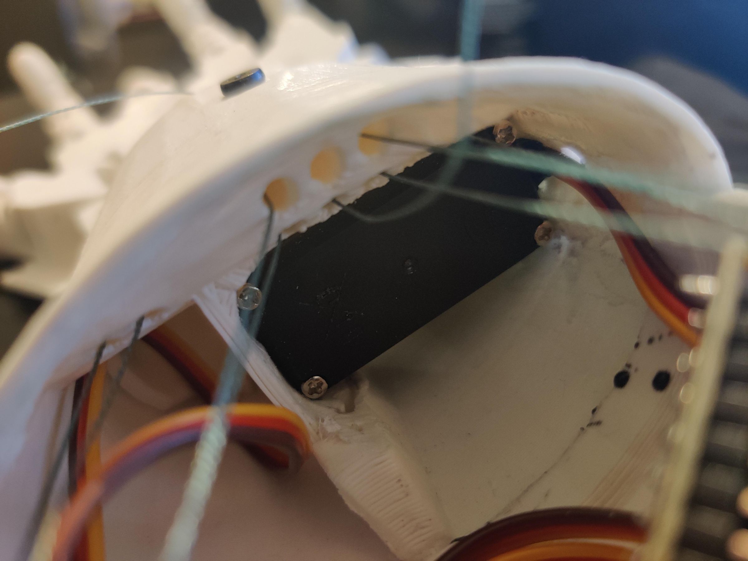 How to Perform Multiple Gestures With an EMG Prosthetic Hand : 5 Steps ...