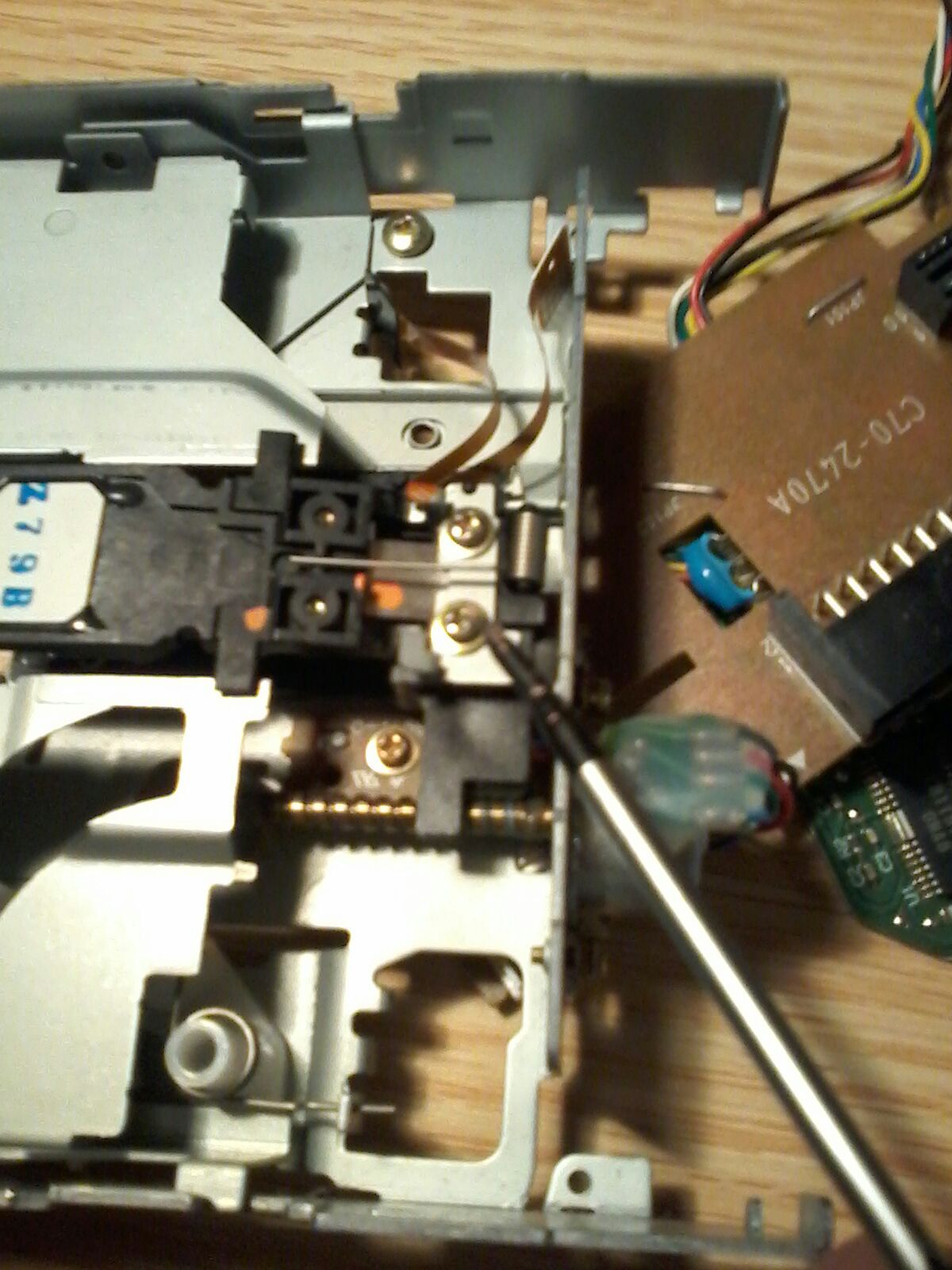 Taking Apart a Floppy Disk Drive : 16 Steps (with Pictures) - Instructables