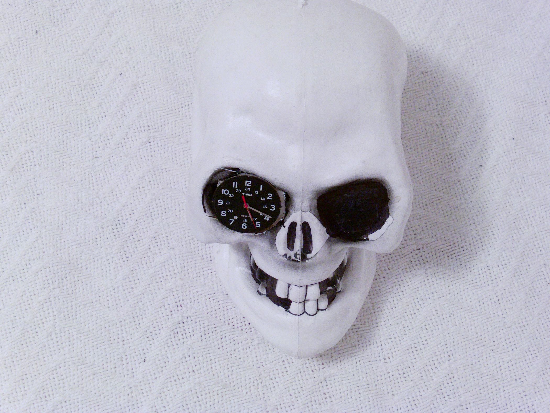 How to Make a Skull Clock : 3 Steps - Instructables
