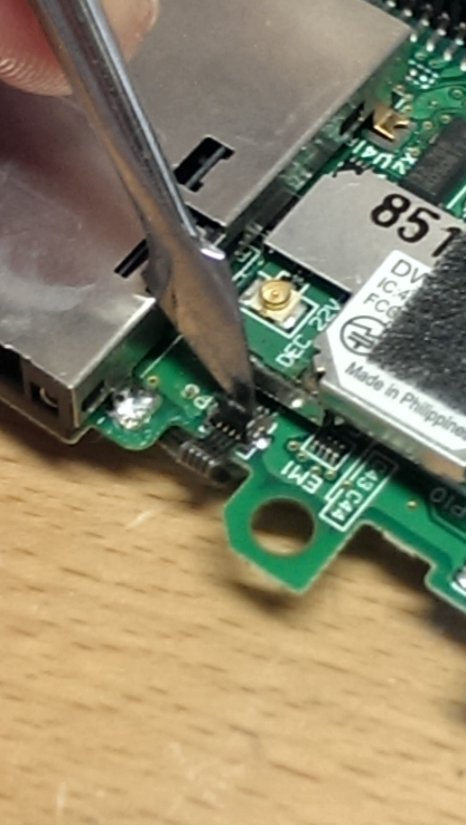 How to Fix a Broken Ds Lite : 16 Steps - Instructables