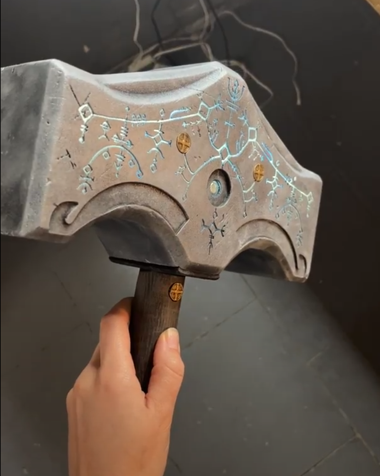 Mjolnir Hammer That LIGHTS UP! God of War Ragnarok PROP : 6 Steps (with ...