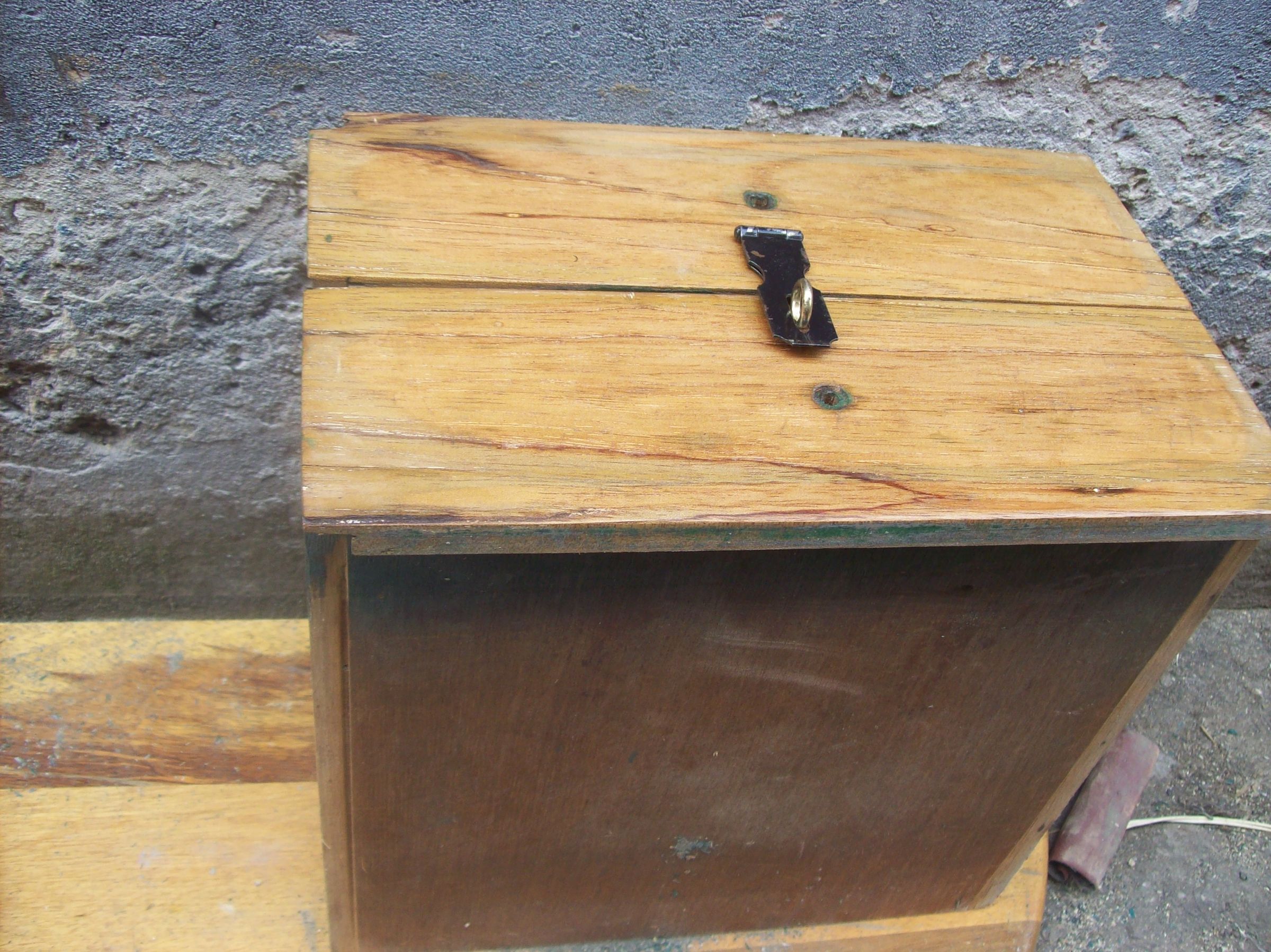 Design Reusing Scrapped Furniture. : 3 Steps - Instructables