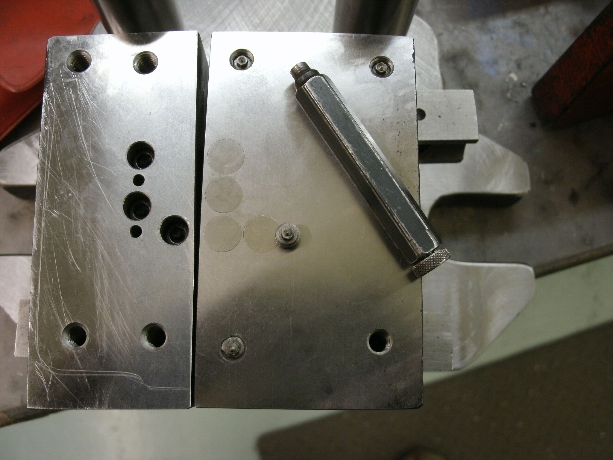 Tool & Die Making; Bracket Die. : 11 Steps (with Pictures) - Instructables