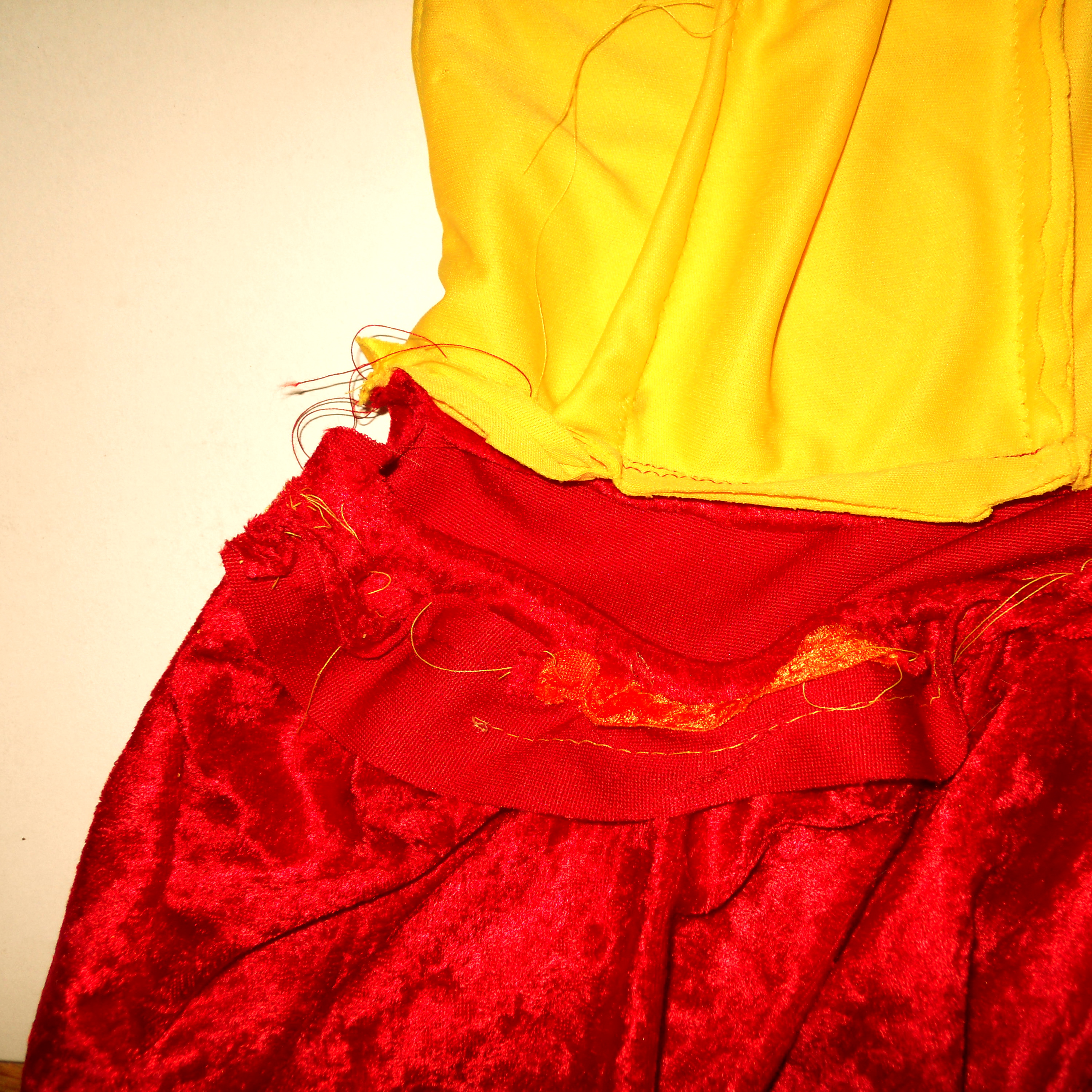 Jester Costume : 11 Steps - Instructables