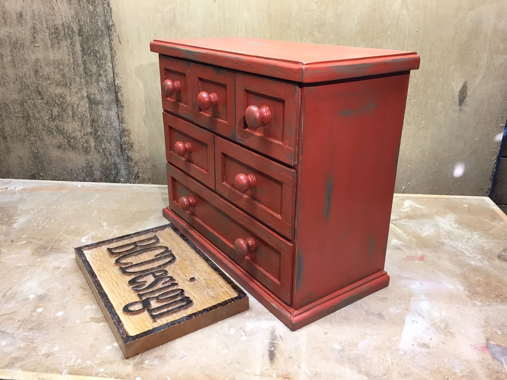 Ikea Hack : Moppe Drawers to Farmhouse Style by BCDesign01 : 8 Steps ...