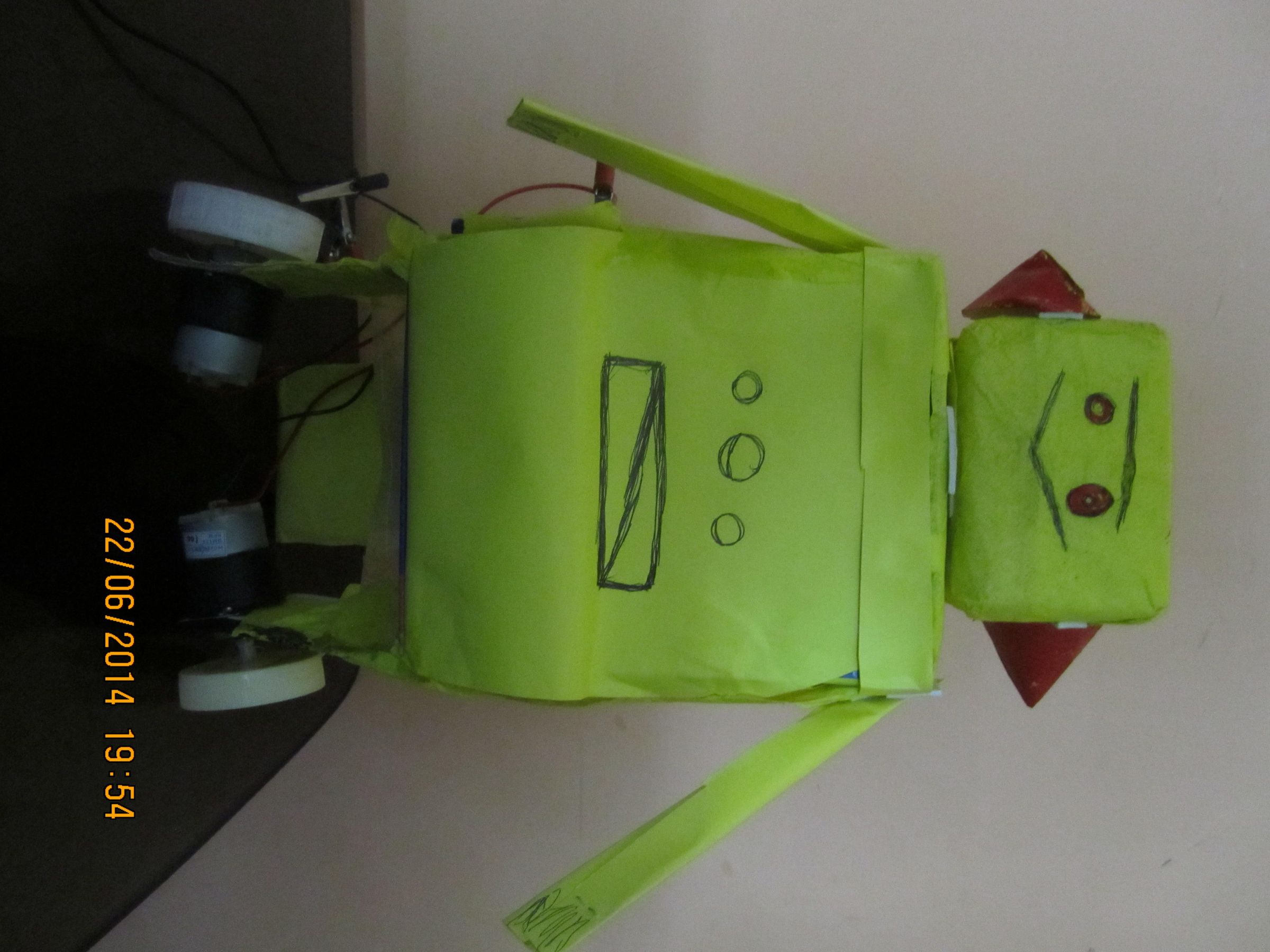 Cool Instructables Robot That Moves : 11 Steps (with Pictures ...
