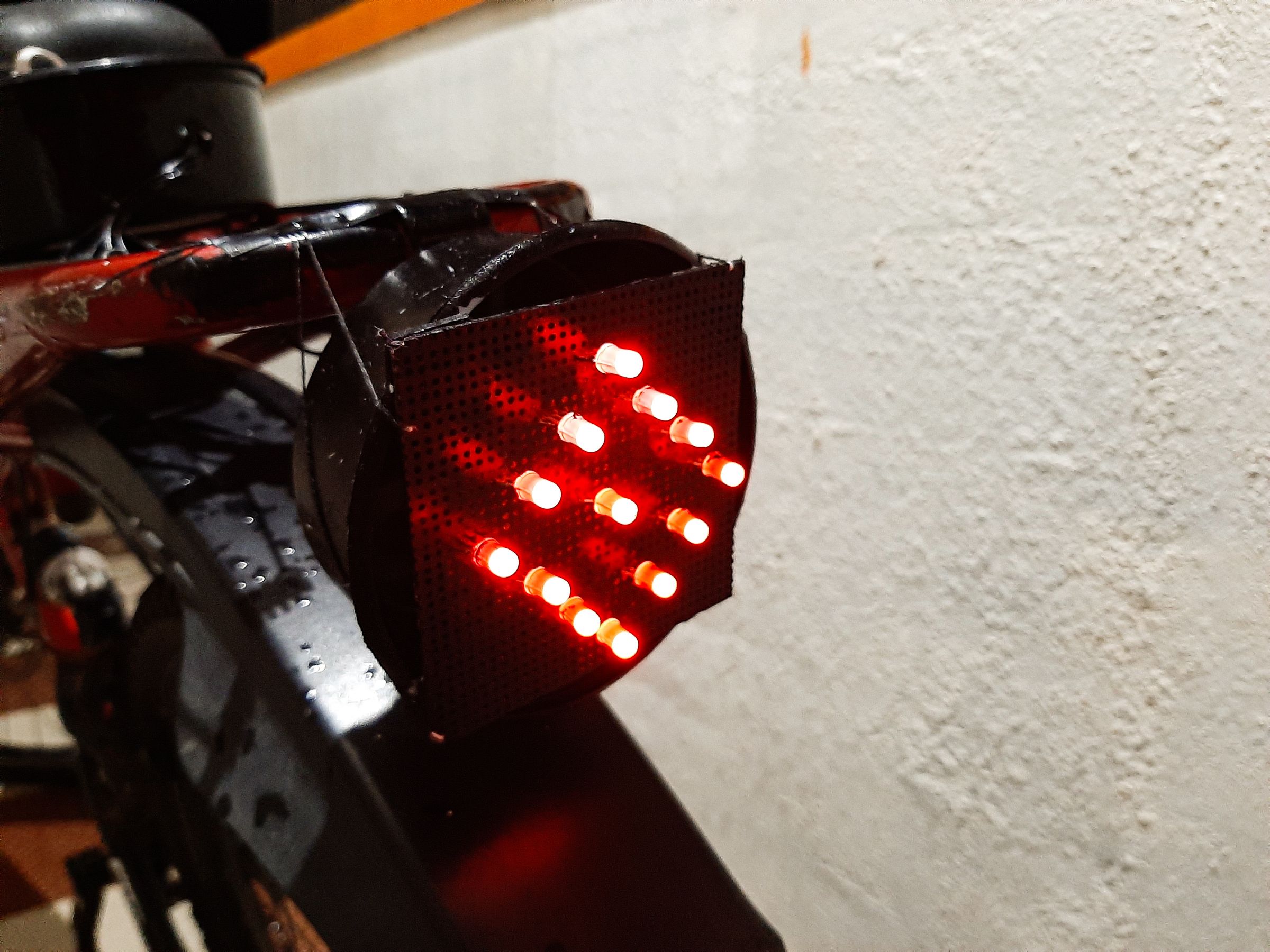 Minimalist Bicycle Indicator, Touch-Enabled! : 10 Steps (with Pictures ...