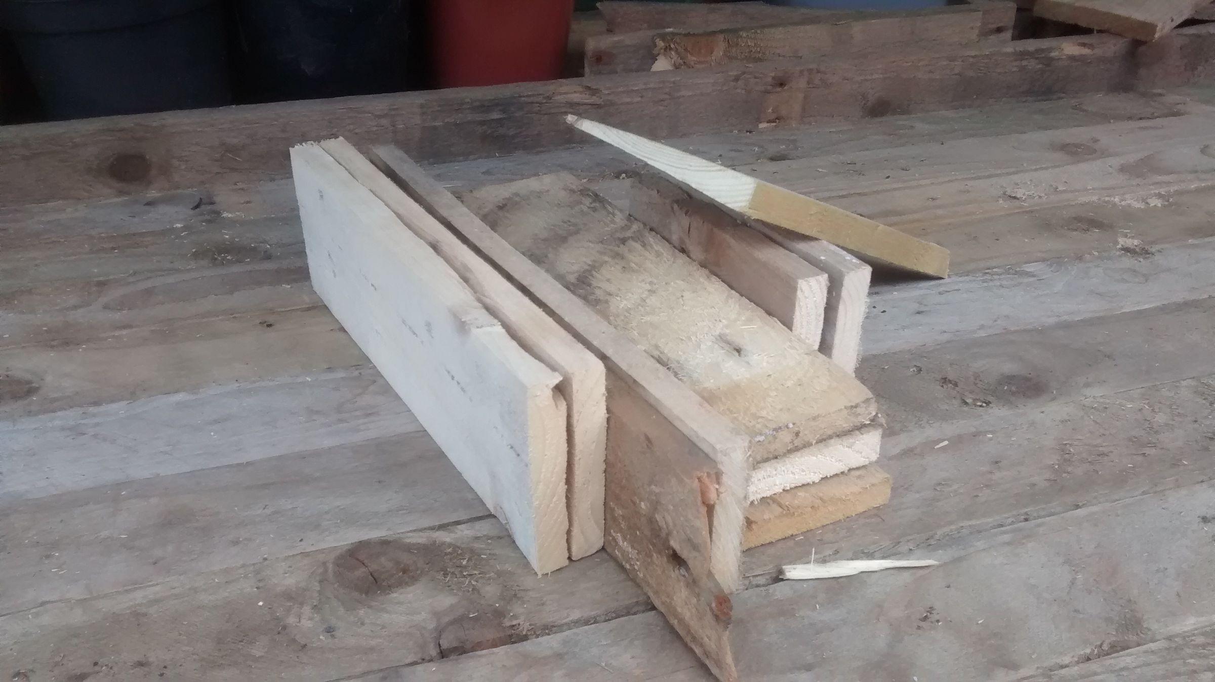 Insect/Bee House : 9 Steps (with Pictures) - Instructables