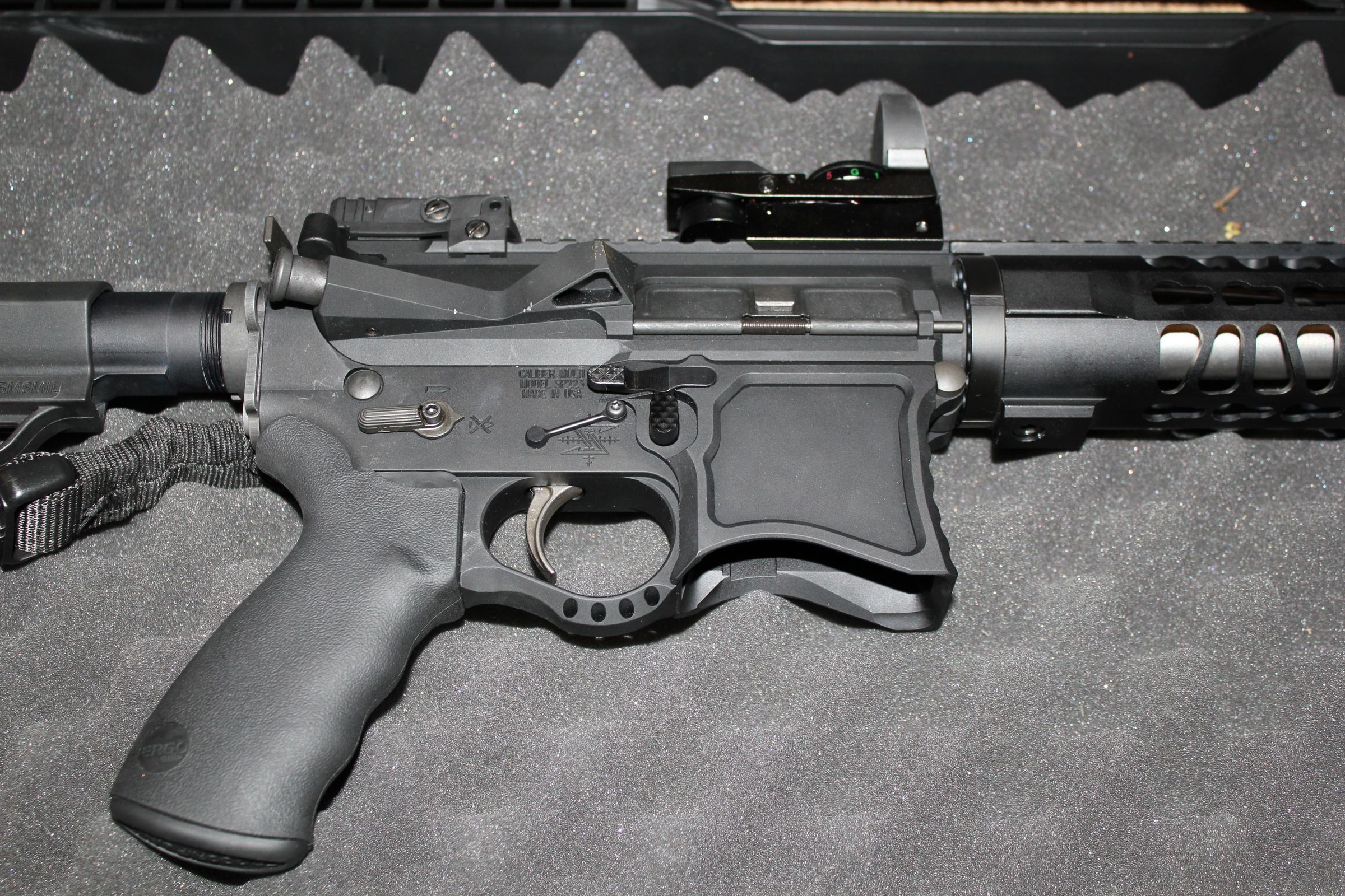 How to Field Strip an AR-15 : 8 Steps - Instructables