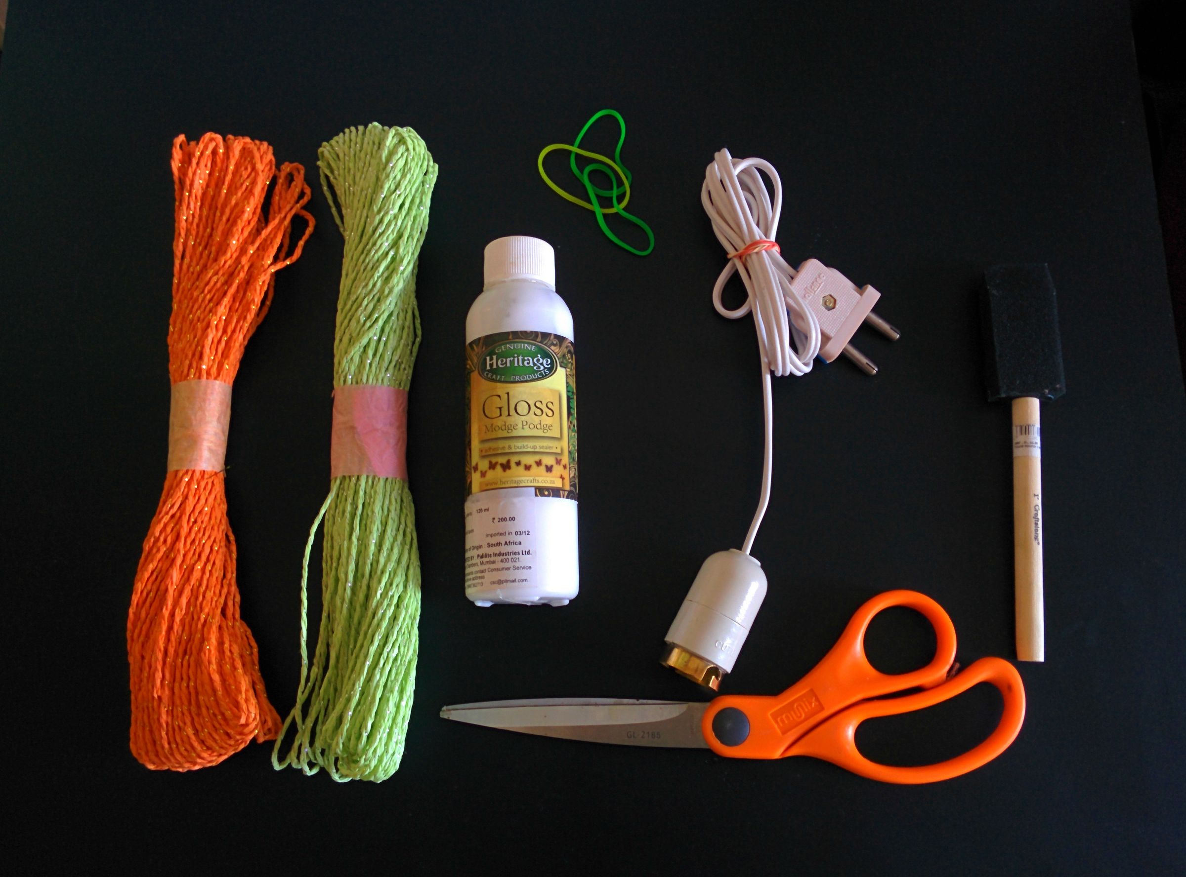 Designer Paper Yarn Lamp : 6 Steps (with Pictures) - Instructables